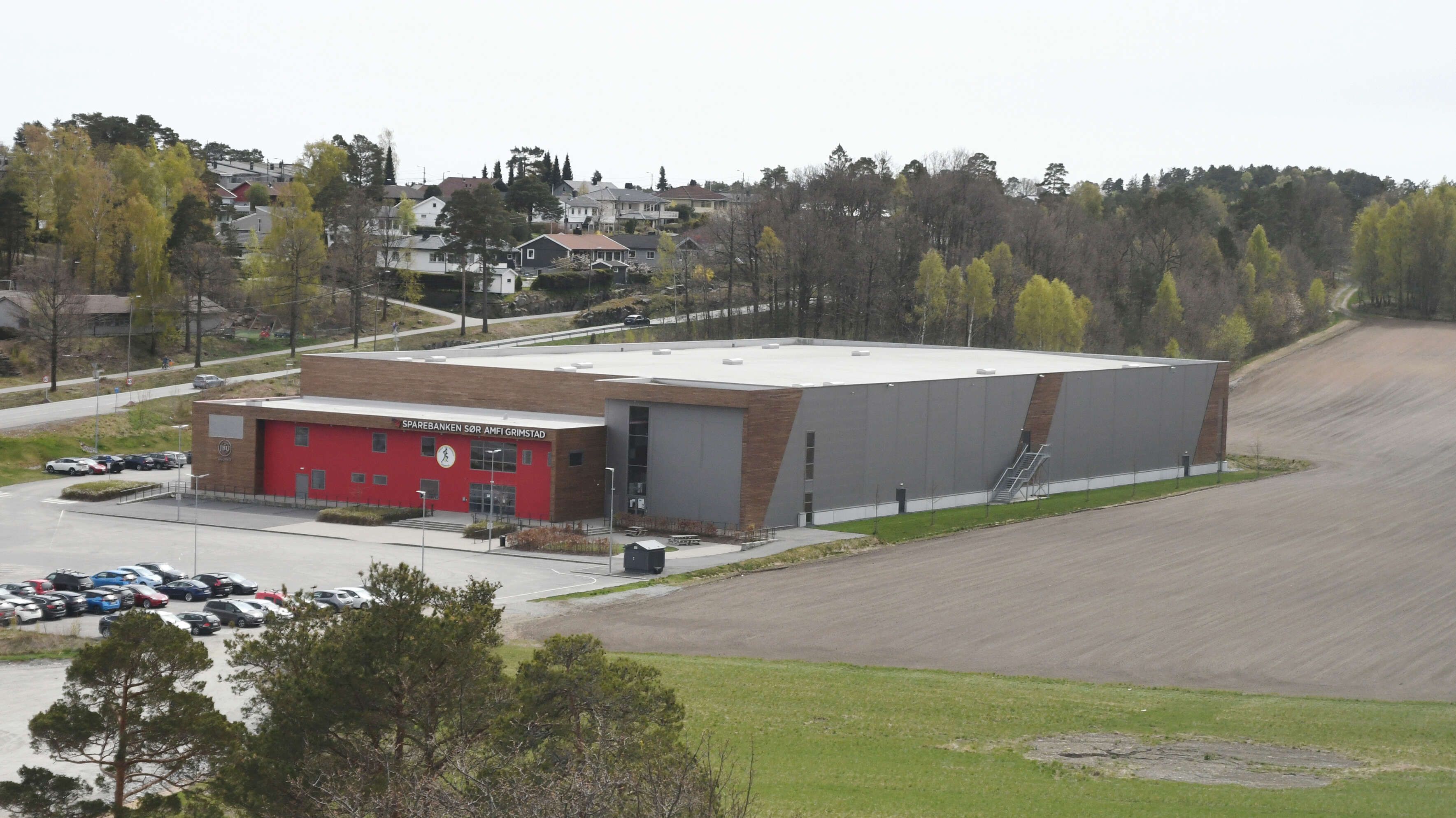 Tomt til ny svømmehall koster over 20 millioner - gat.no