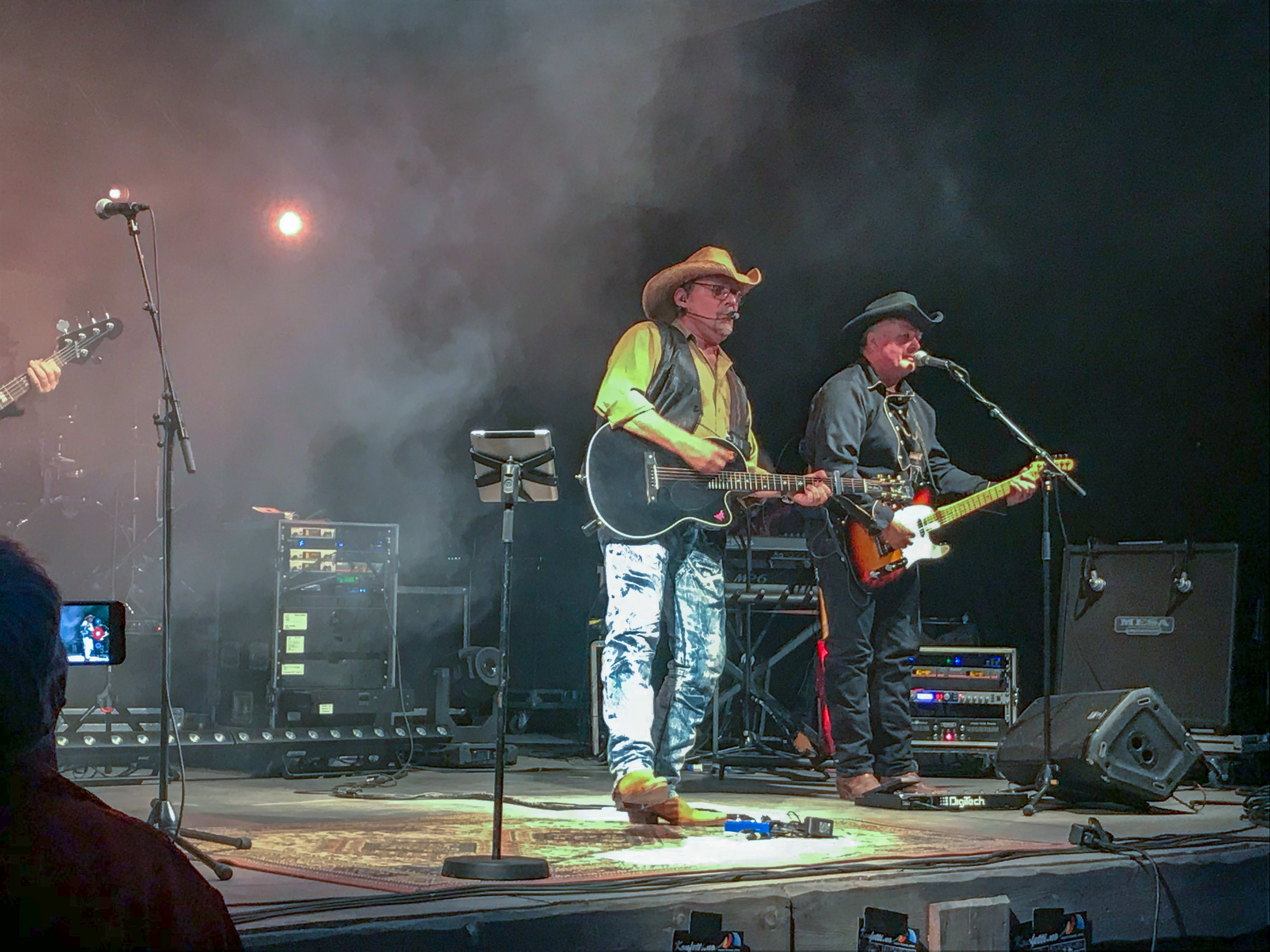 Rune Rudberg skapa stor stemning på Skjåkøygard - fjuken.no