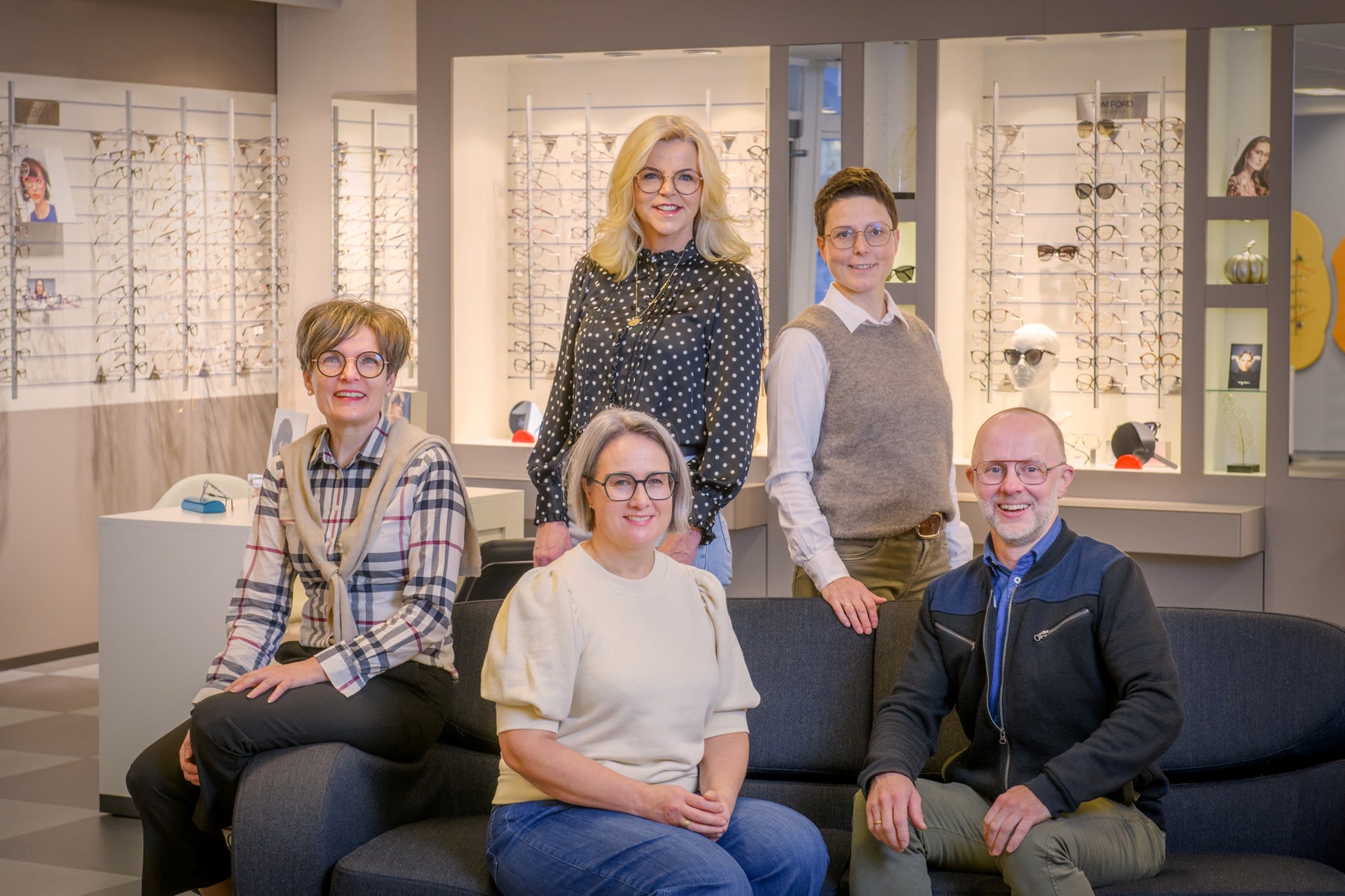 Optikaren, høgt kvalifisert helsepersonell - vikebladet.no