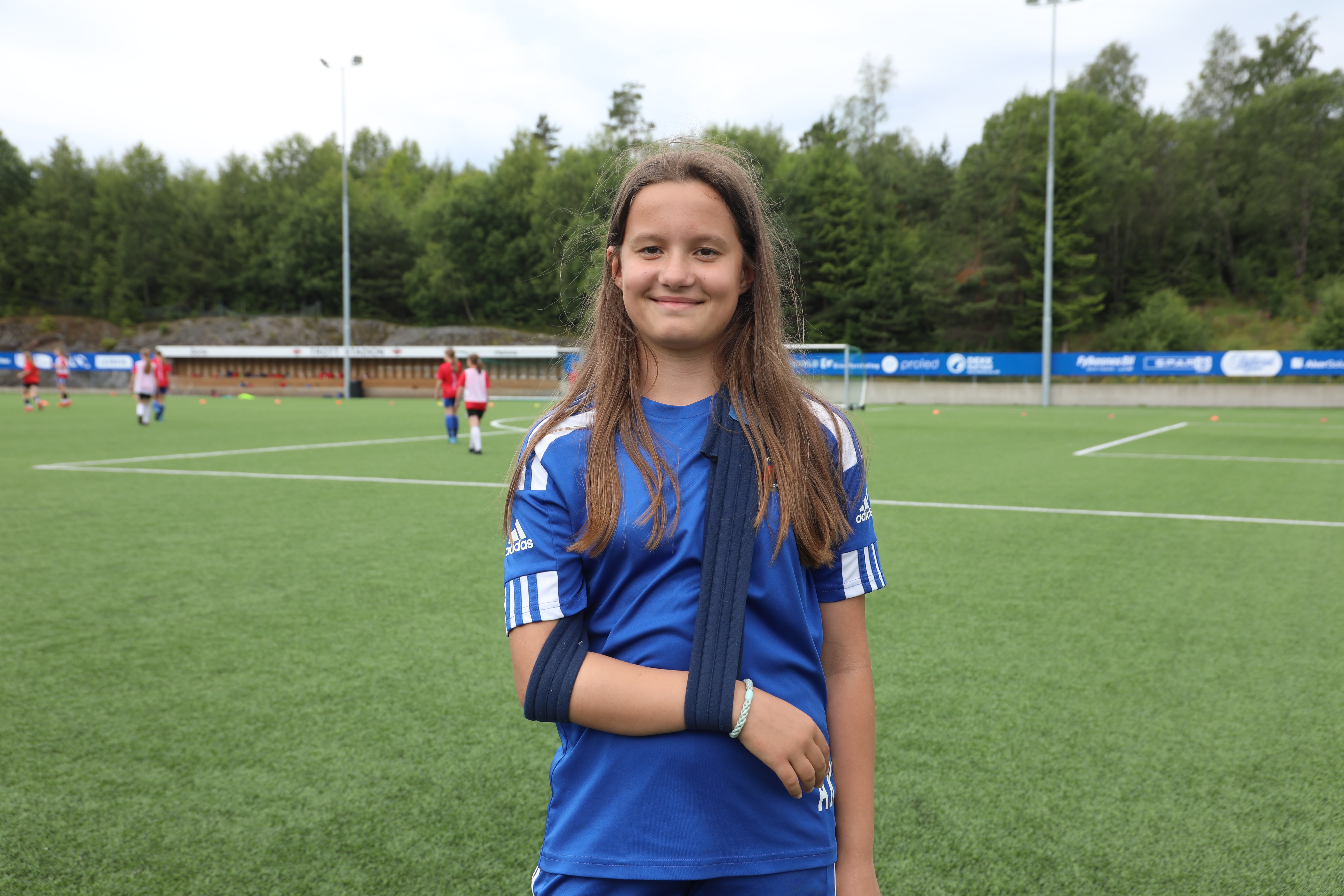 Alvilde (11) stilte opp med knekt kragebein - sunnhordland.no