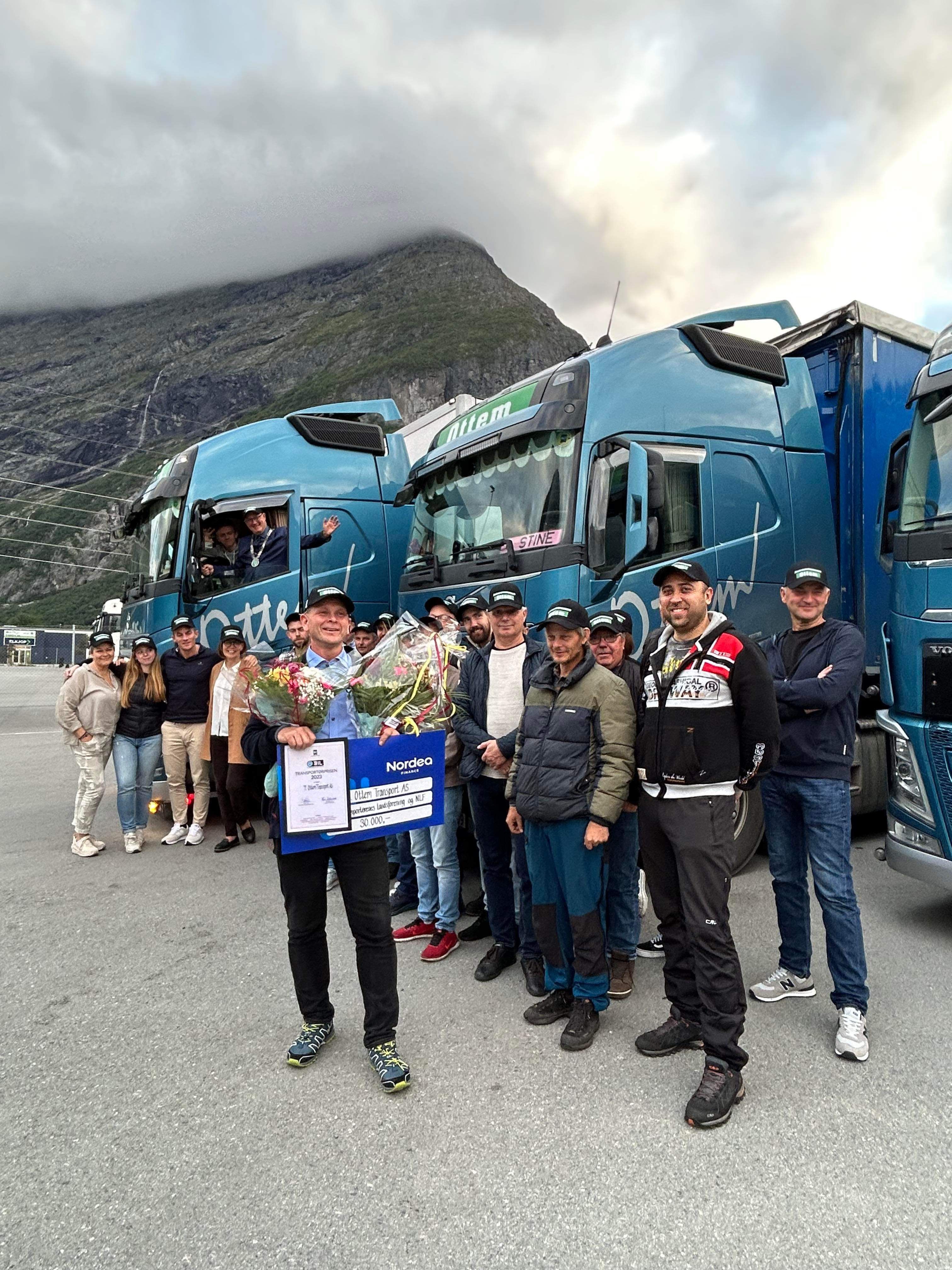 Fikk stående applaus fra 450 personer da de vant prestisjetung pris ...