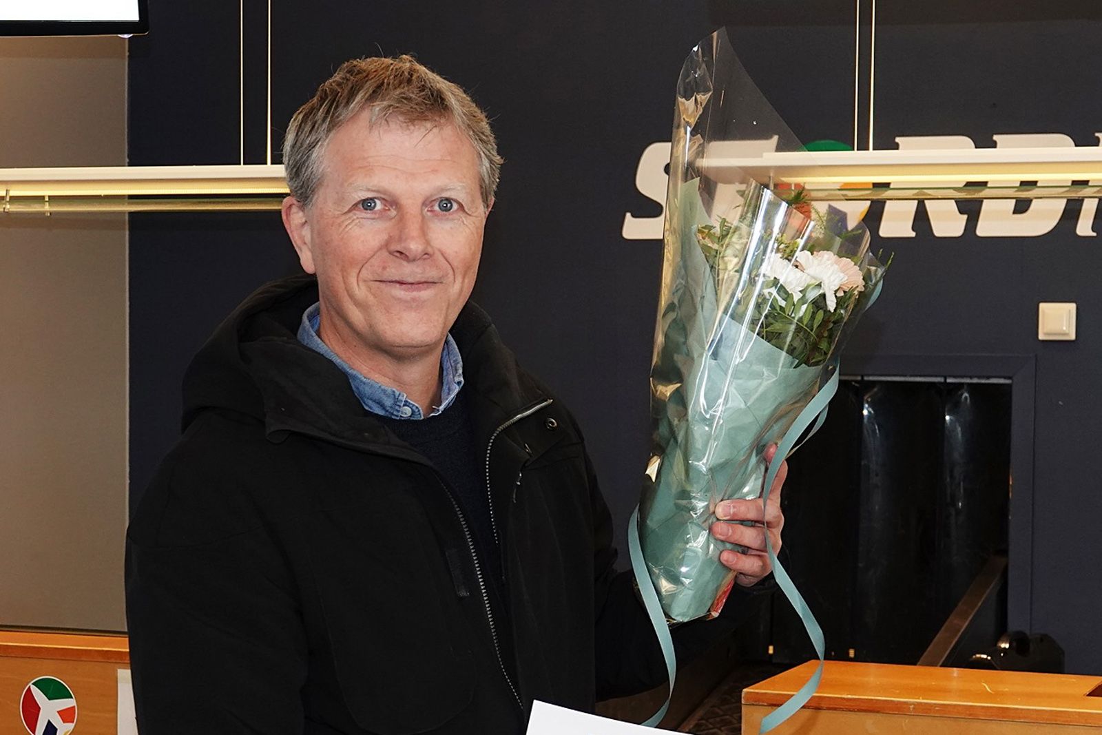 Han blei reisande nummer éin million frå Stord lufthamn: - Eg trudde ...