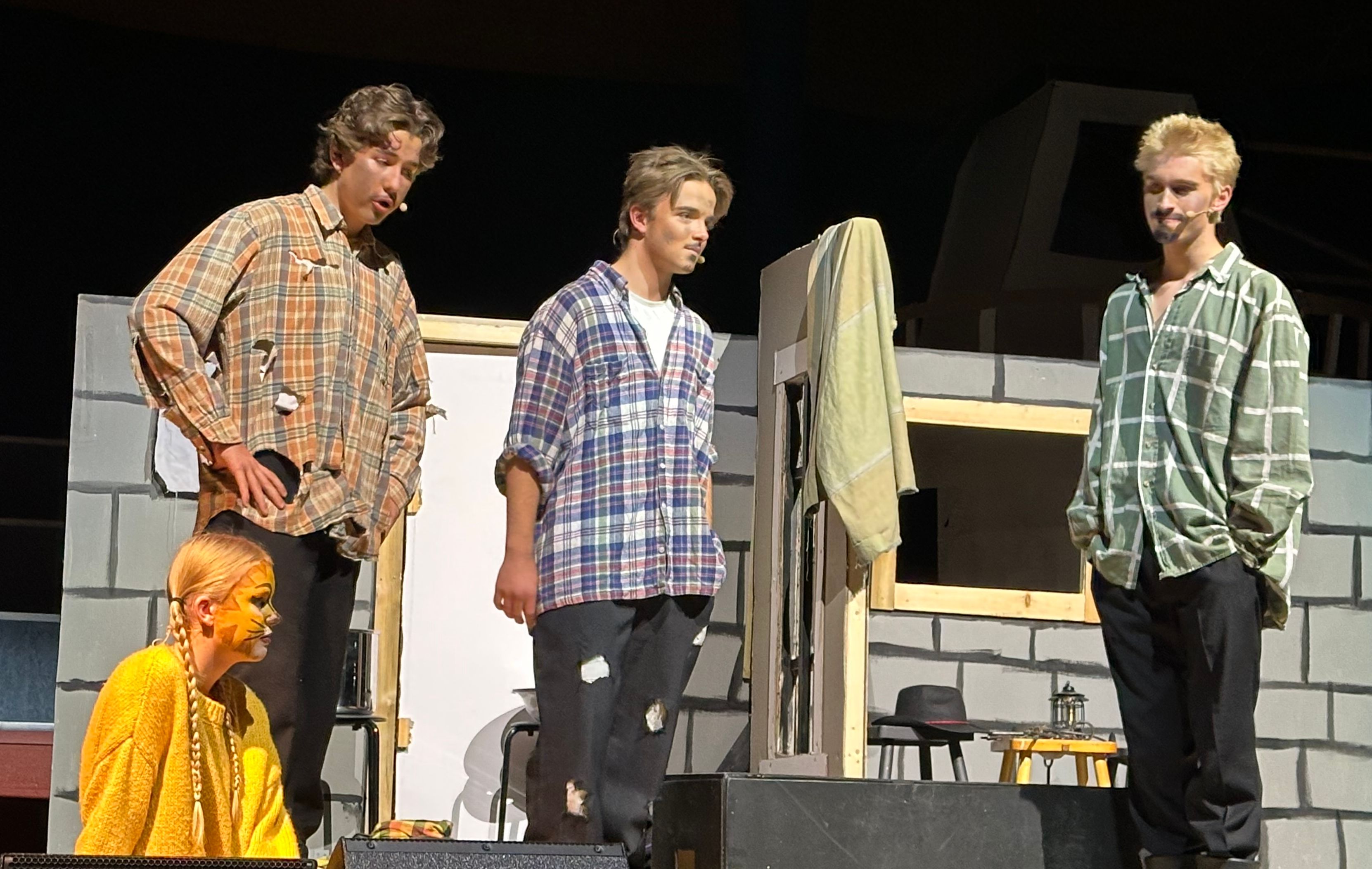 Se stor bildeserie fra elevenes jubileumsforestilling: – Jeg er ...