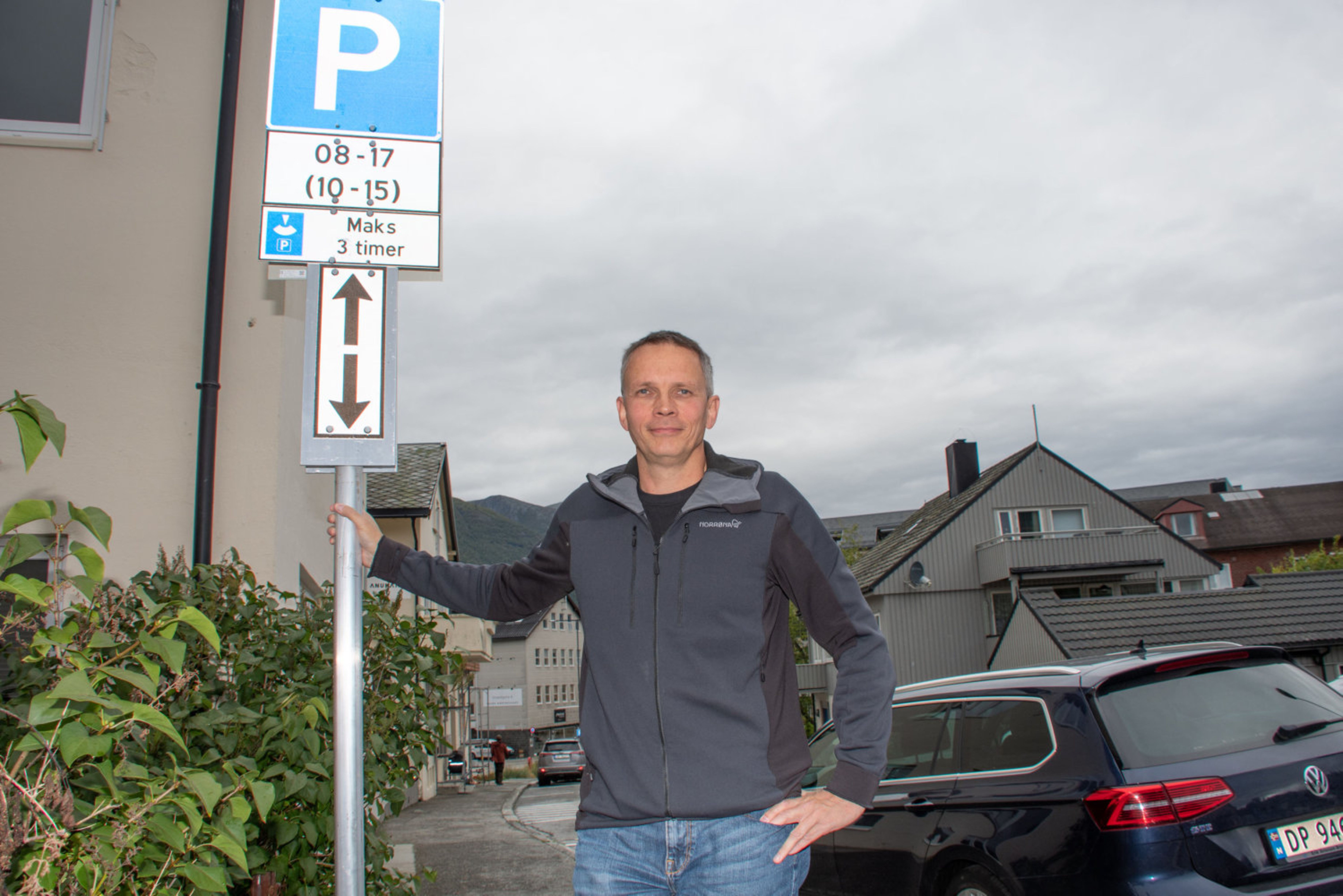 Sjekk parkeringsskilta - andalsnes-avis.no