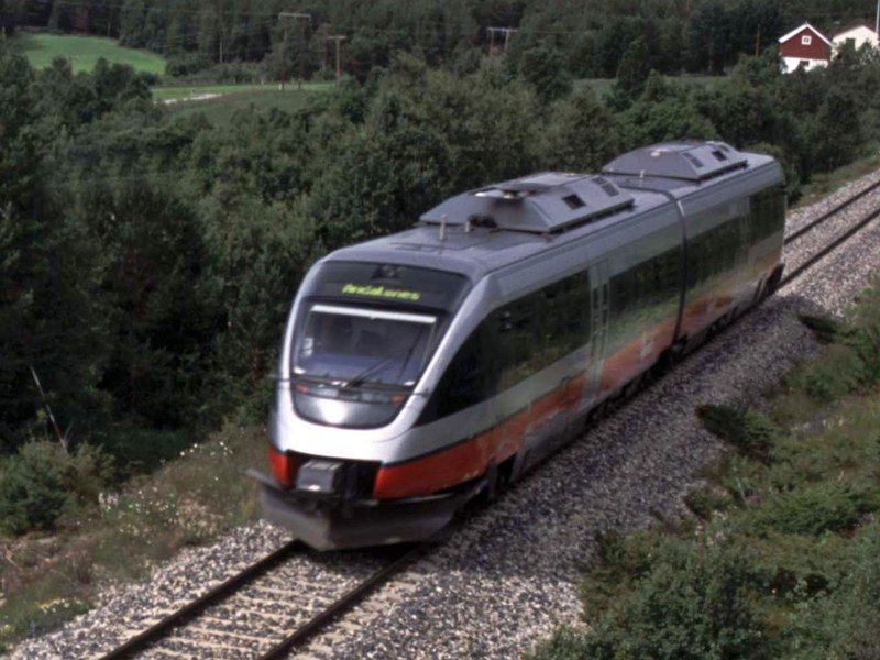 Kobler sammen tunnellsporet - s-n.no