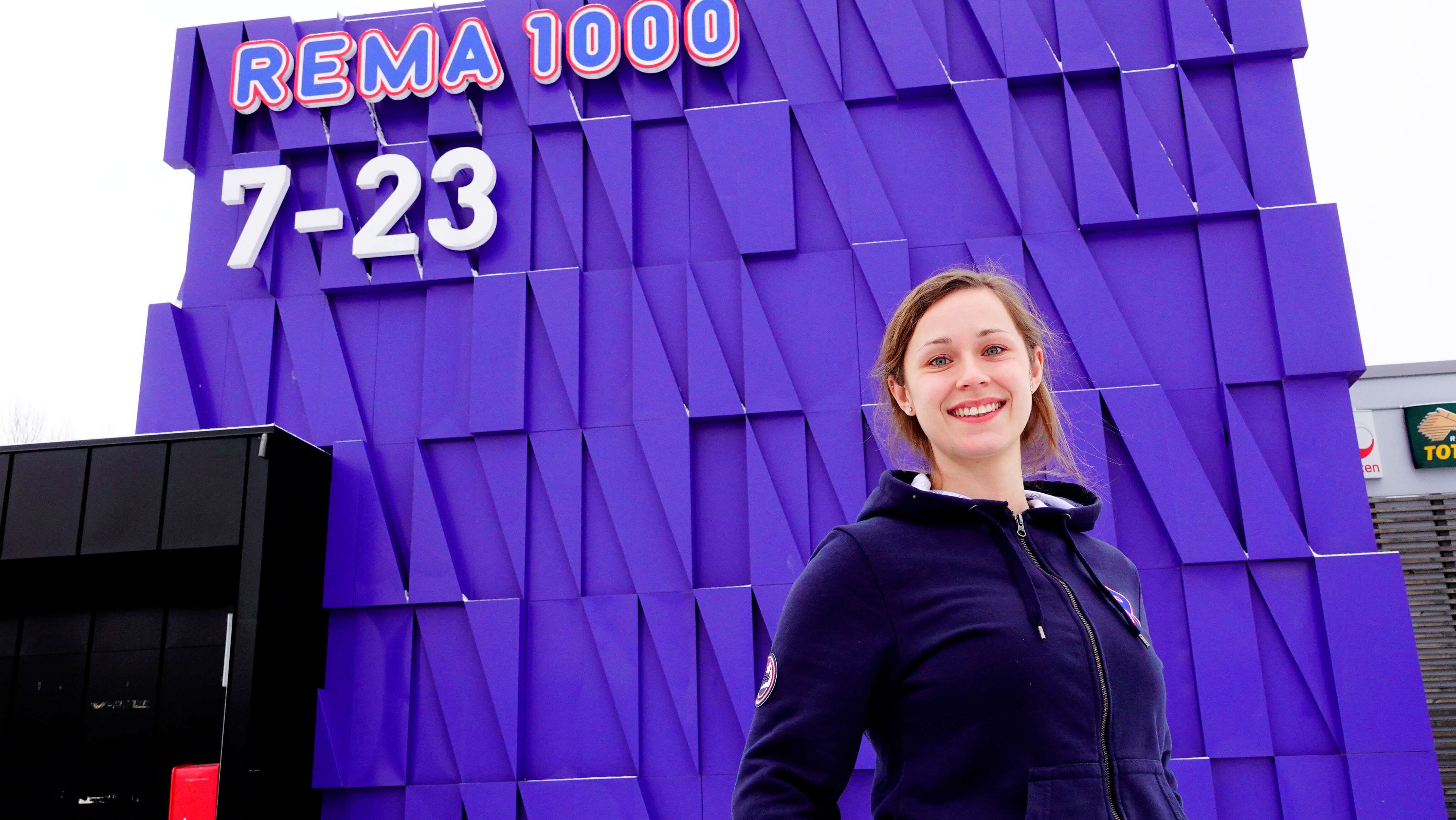 Det skulle bare være ekstrajobb. Nå har Sunniva (26) egen Rema 1000 ...