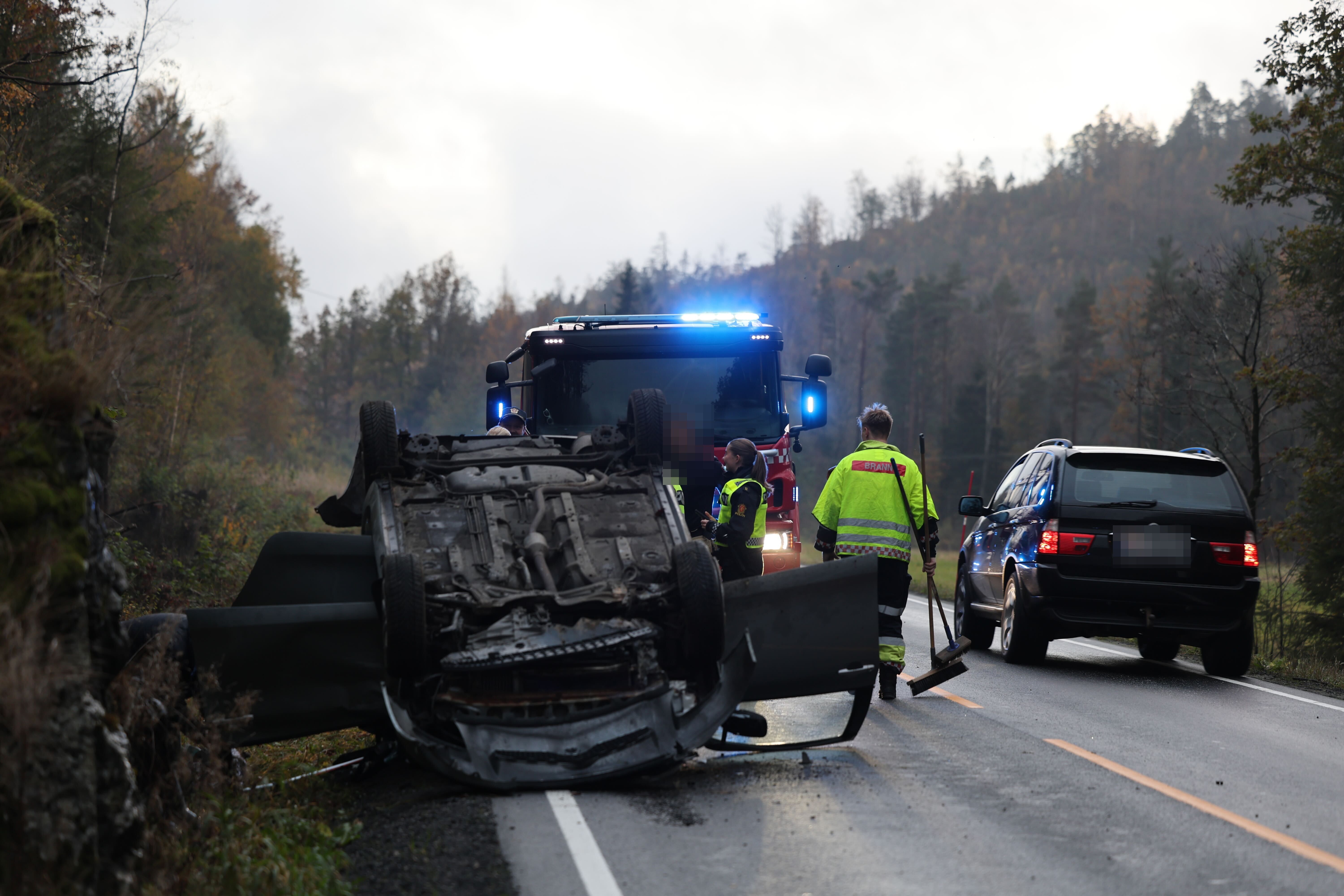 Gjenstand i veibanen på E18 - agderposten.no