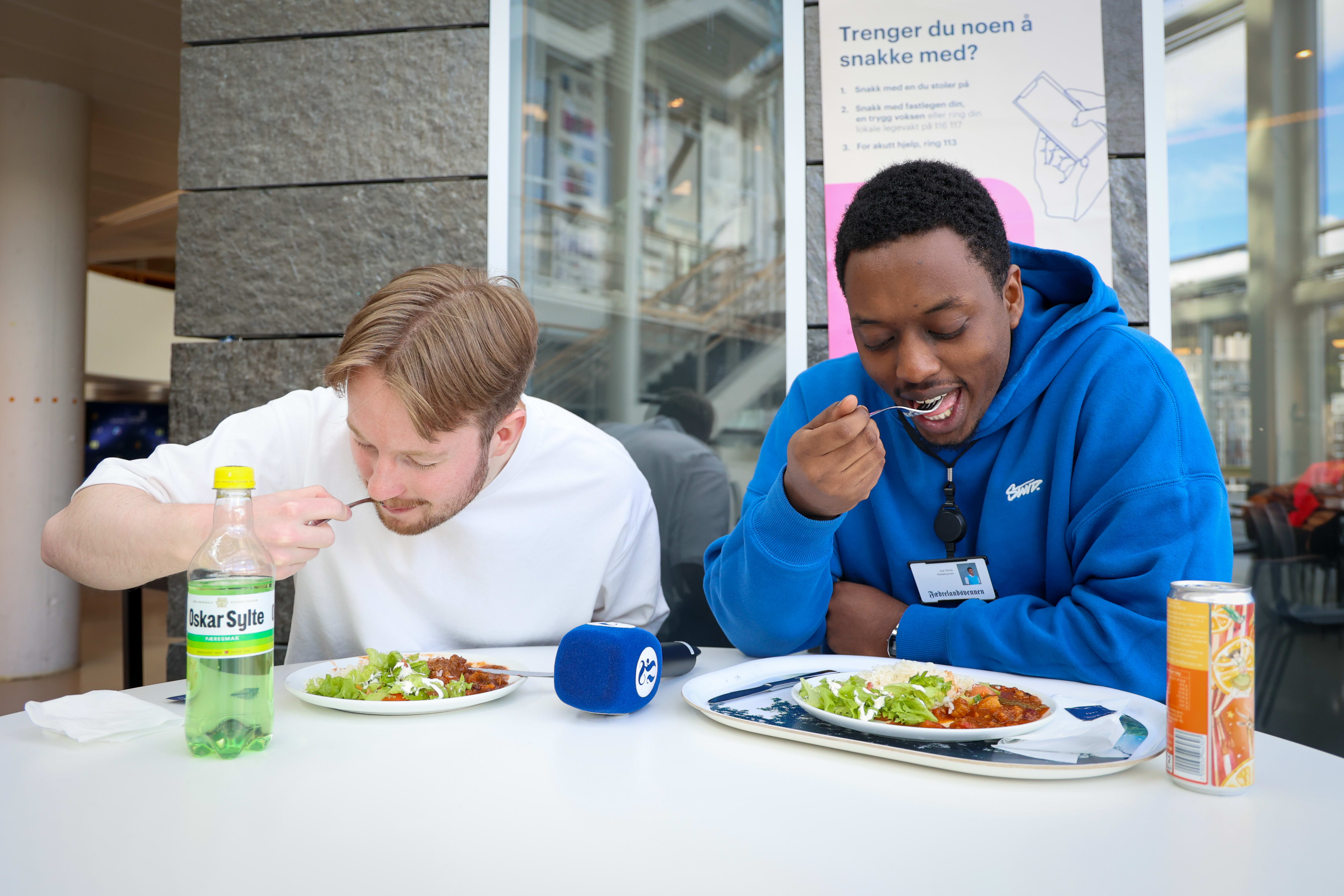 På Tangen videregående skole drives kantina av elevene - fvn.no