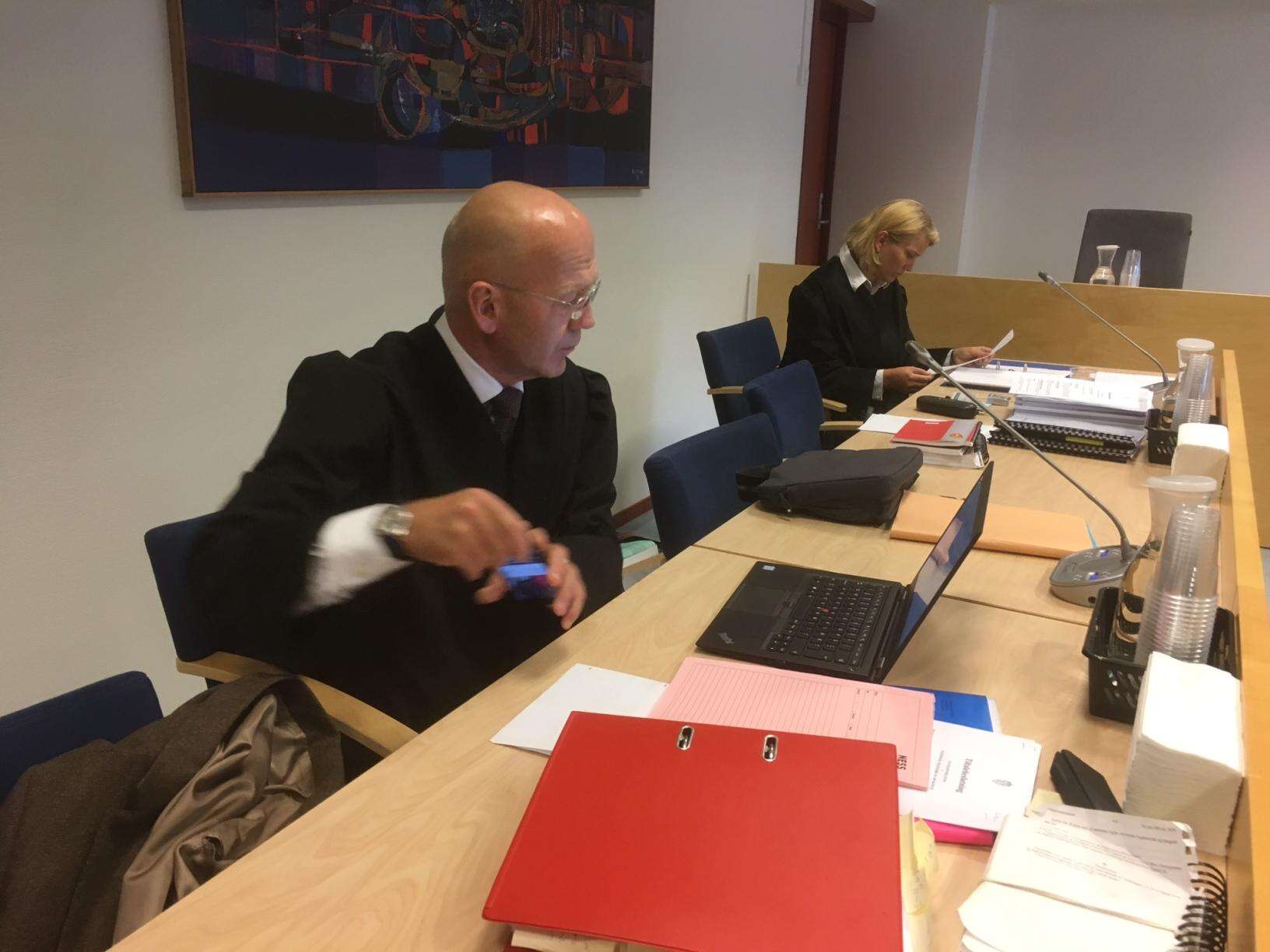 23-åring erkjenner Maxbo-drapet - varden.no