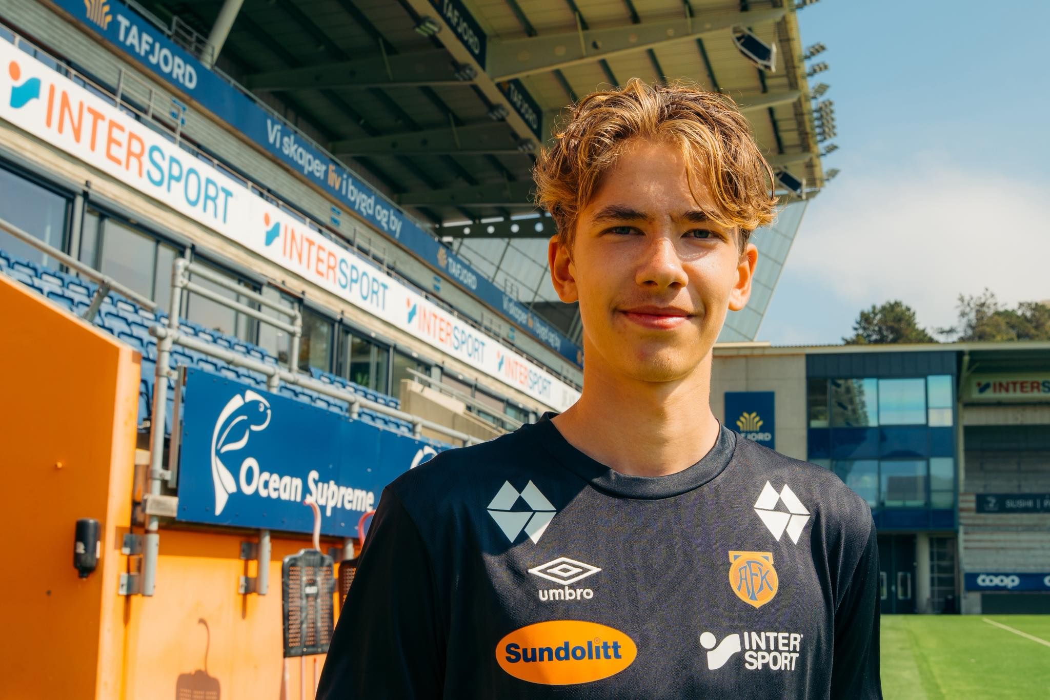 16-årig volding får proffkontrakt med AaFK - smp.no