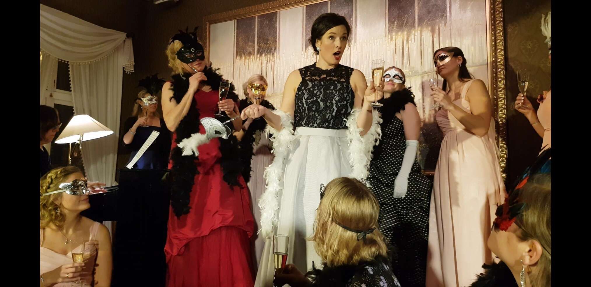 Maskeradeball og nyttårskonsert - se avslutningsnummeret - lp.no