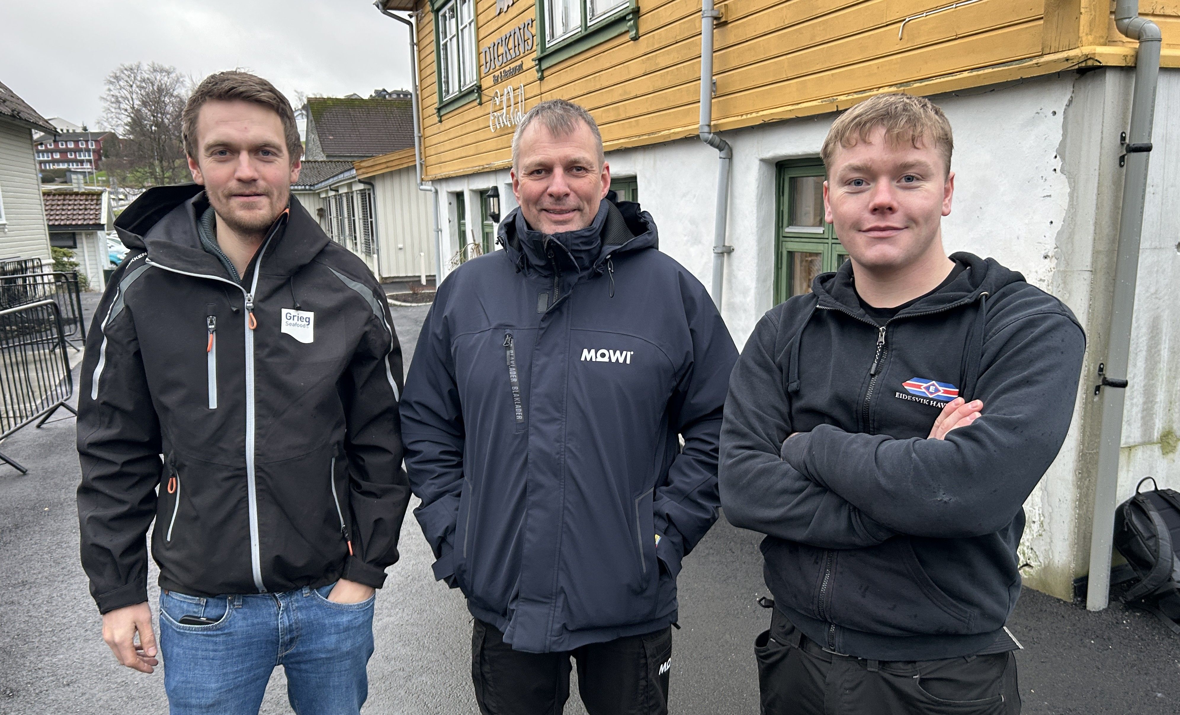 Dei som arbeider i oppdrett samlar seg på akvapub - oyposten.no