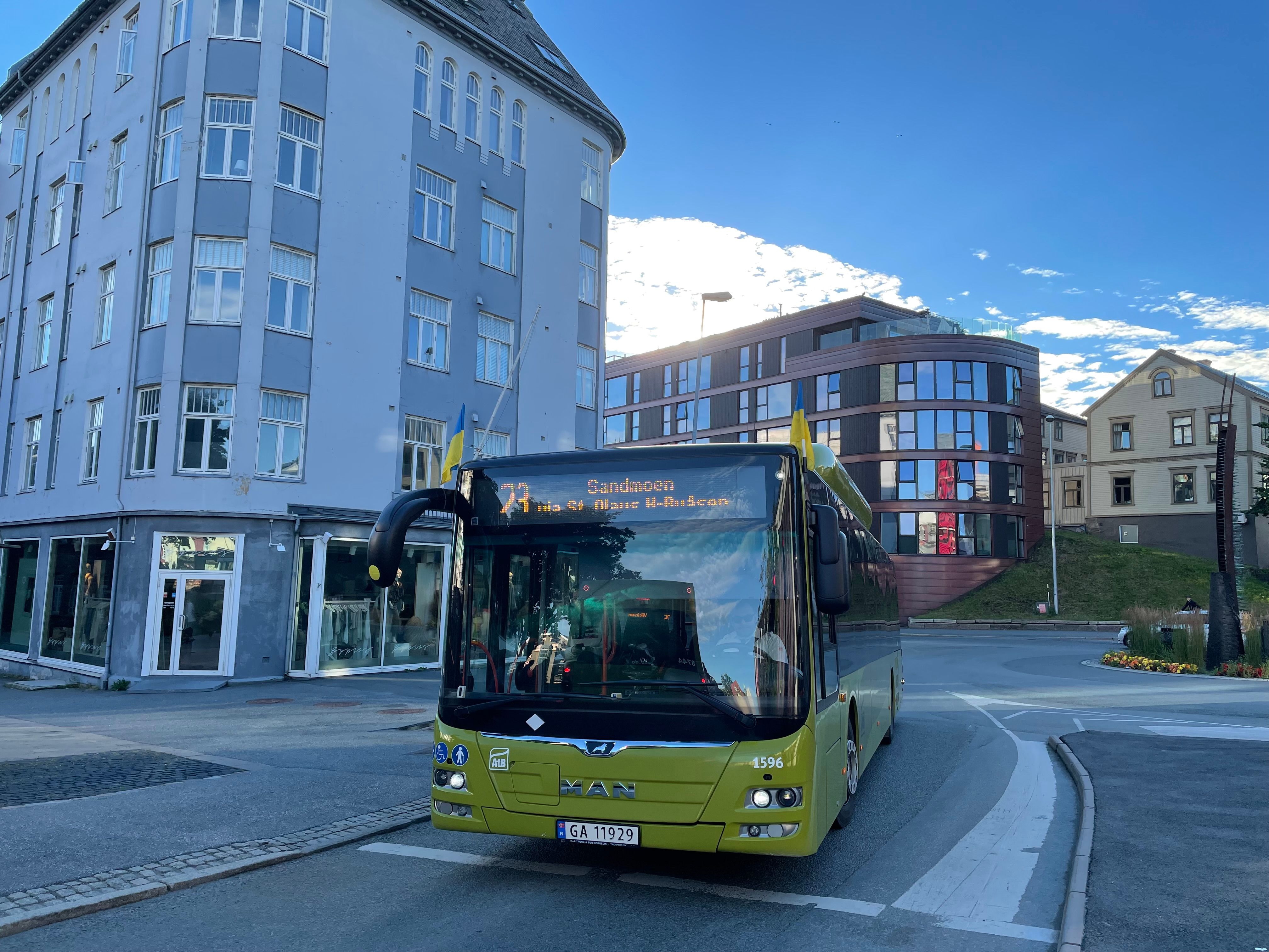 - Har bedt om å flagge på alle busser i Trondheim - adressa.no