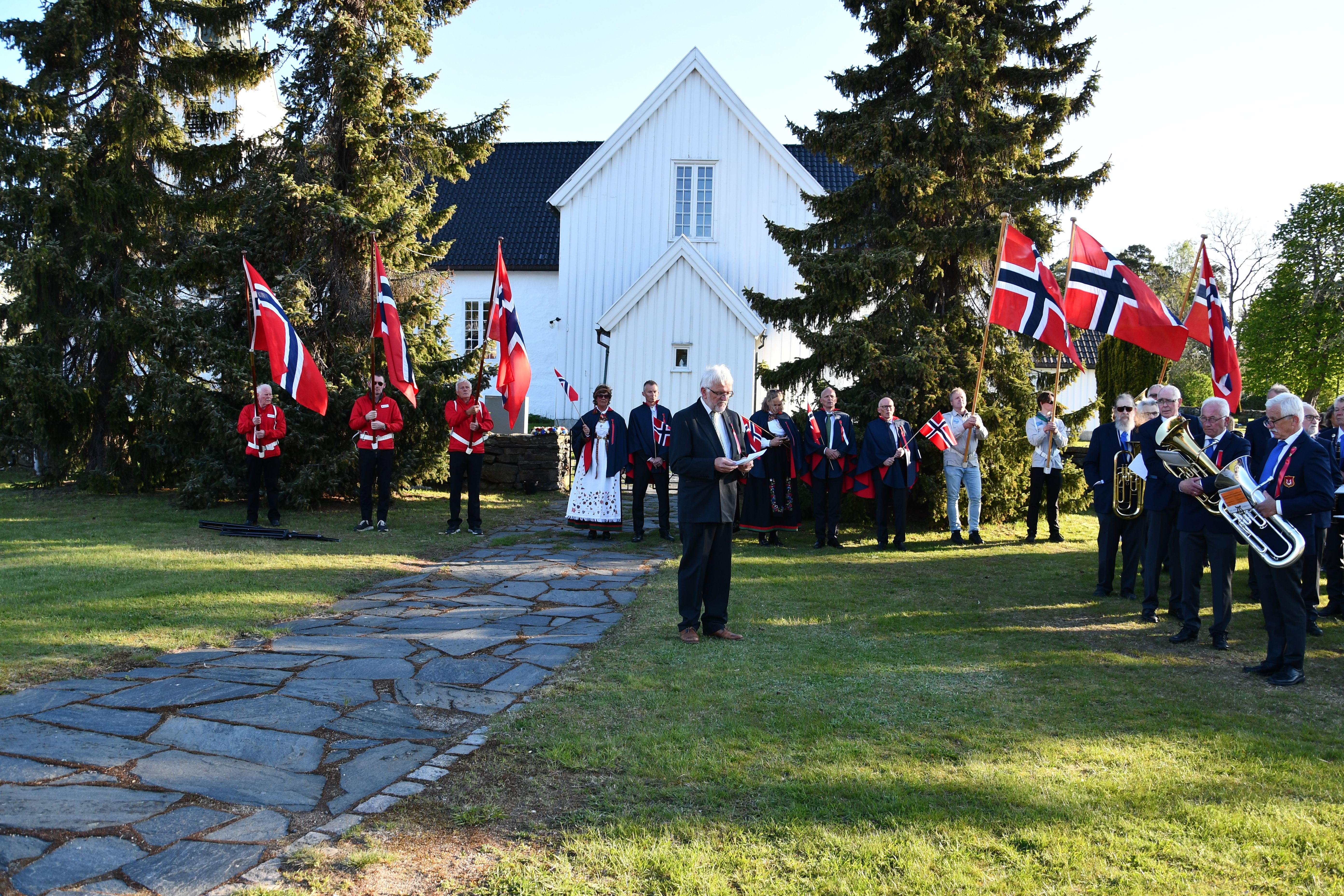 17. mai-feiringen i gang: – Sjeldent tror jeg det har vært enklere å si ...