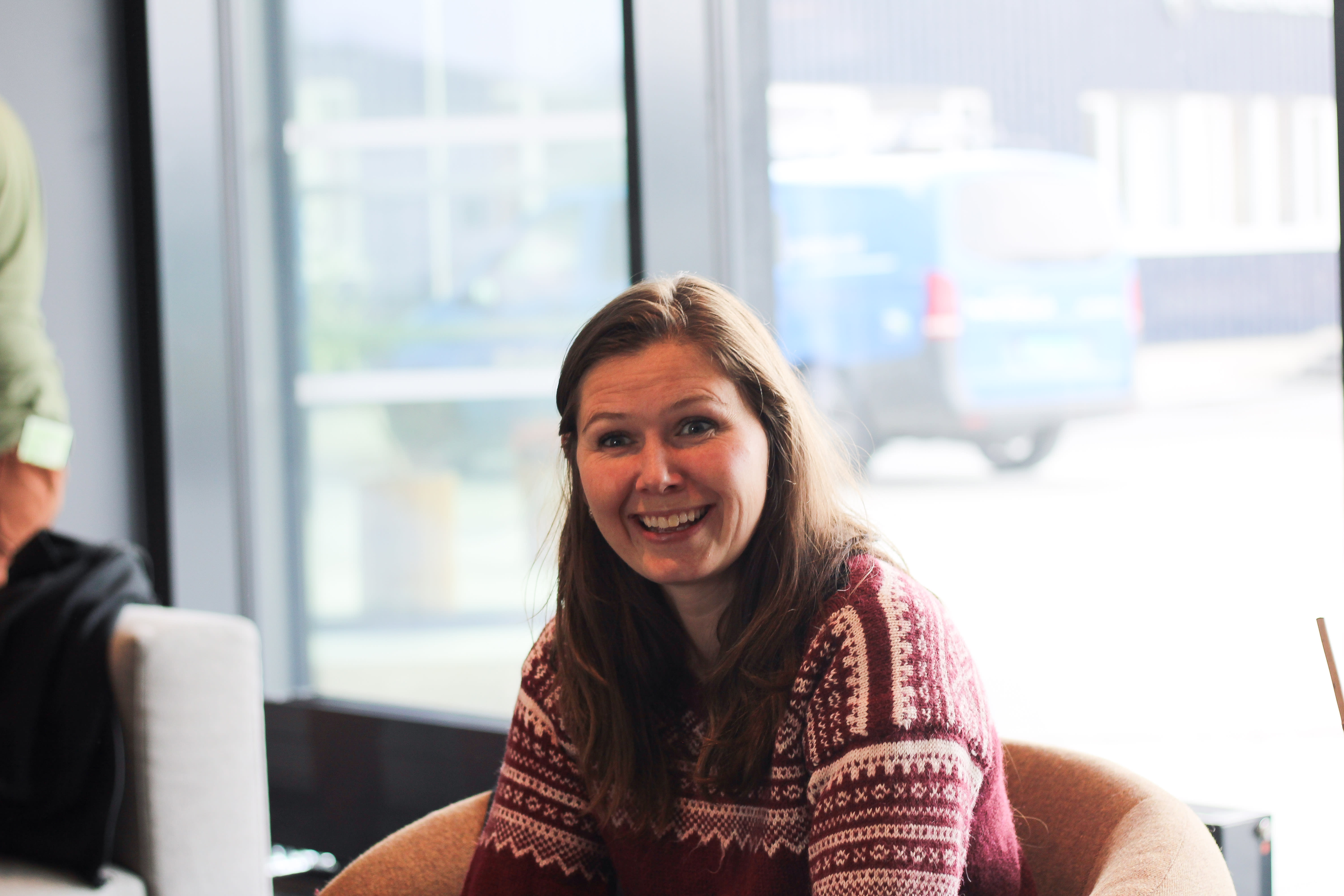 Vil ha mobilfri skole: – Gjør vondt i mammahjertet å høre om barn som ...