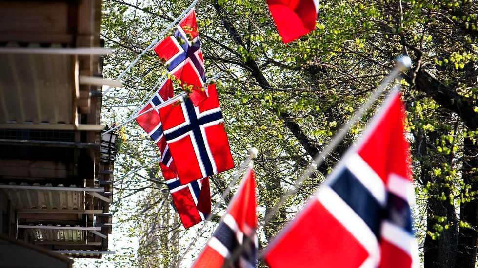 Nei til hjemmelagede flagg i Ålesund 17. mai - itromso.no