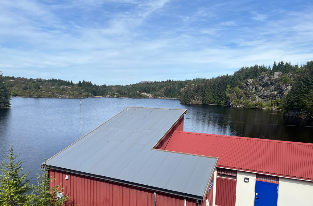 Ber folk både spare på vannet og koke det - av-avis.no