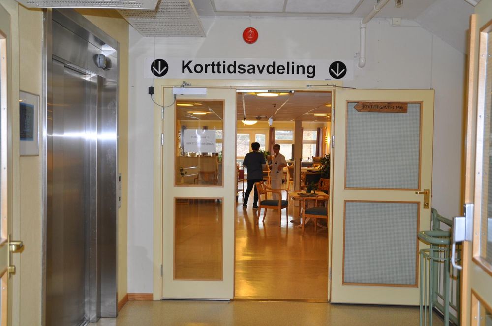 Alle vil ha en «god eldreomsorg», forskjellen ligger i løsningene ... Alle vil ha en «god eldreomsorg», forskjellen ligger i løsningene ...