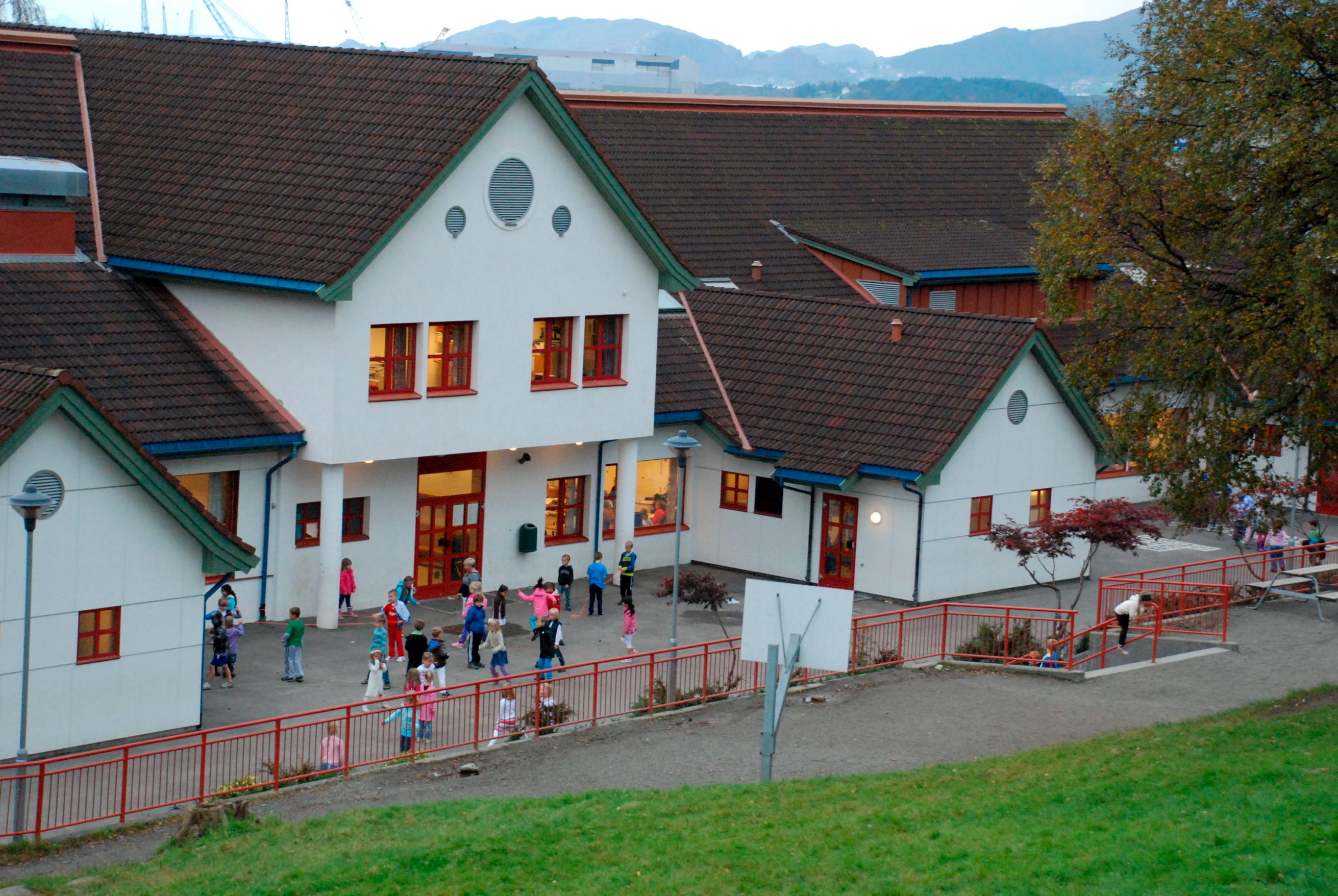 Meir pengar til skule - vikebladet.no