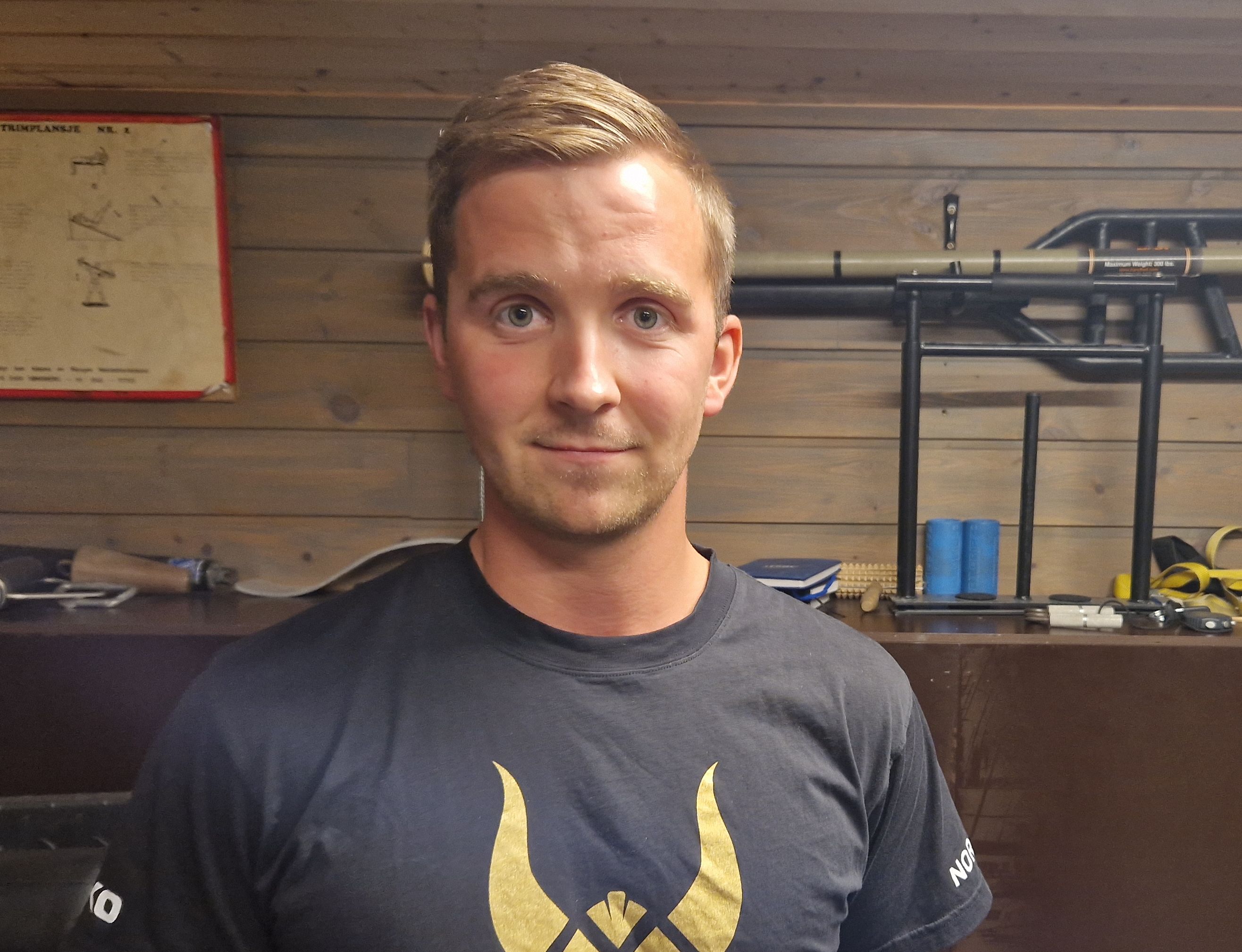 Runar (29) skal trene VM-tropp: – Jeg mestrer stress ganske bra
