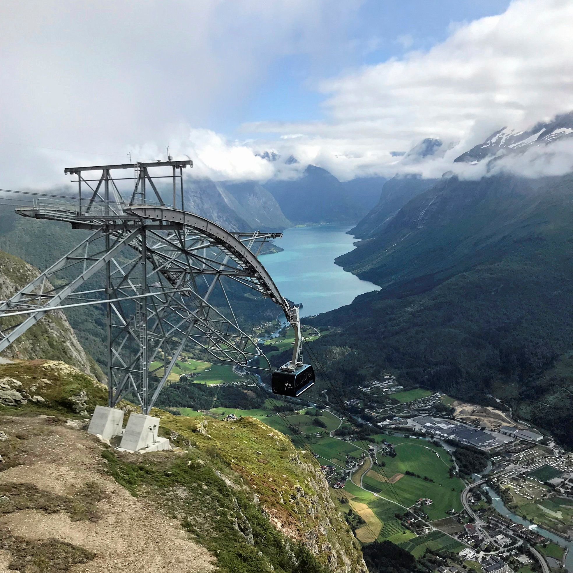 Mann funnen død etter luftsportsulykke - fjordingen.no