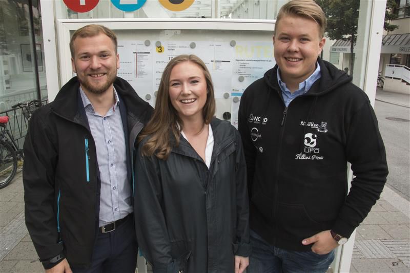 Studenter får kjøre gratis buss - vol.no