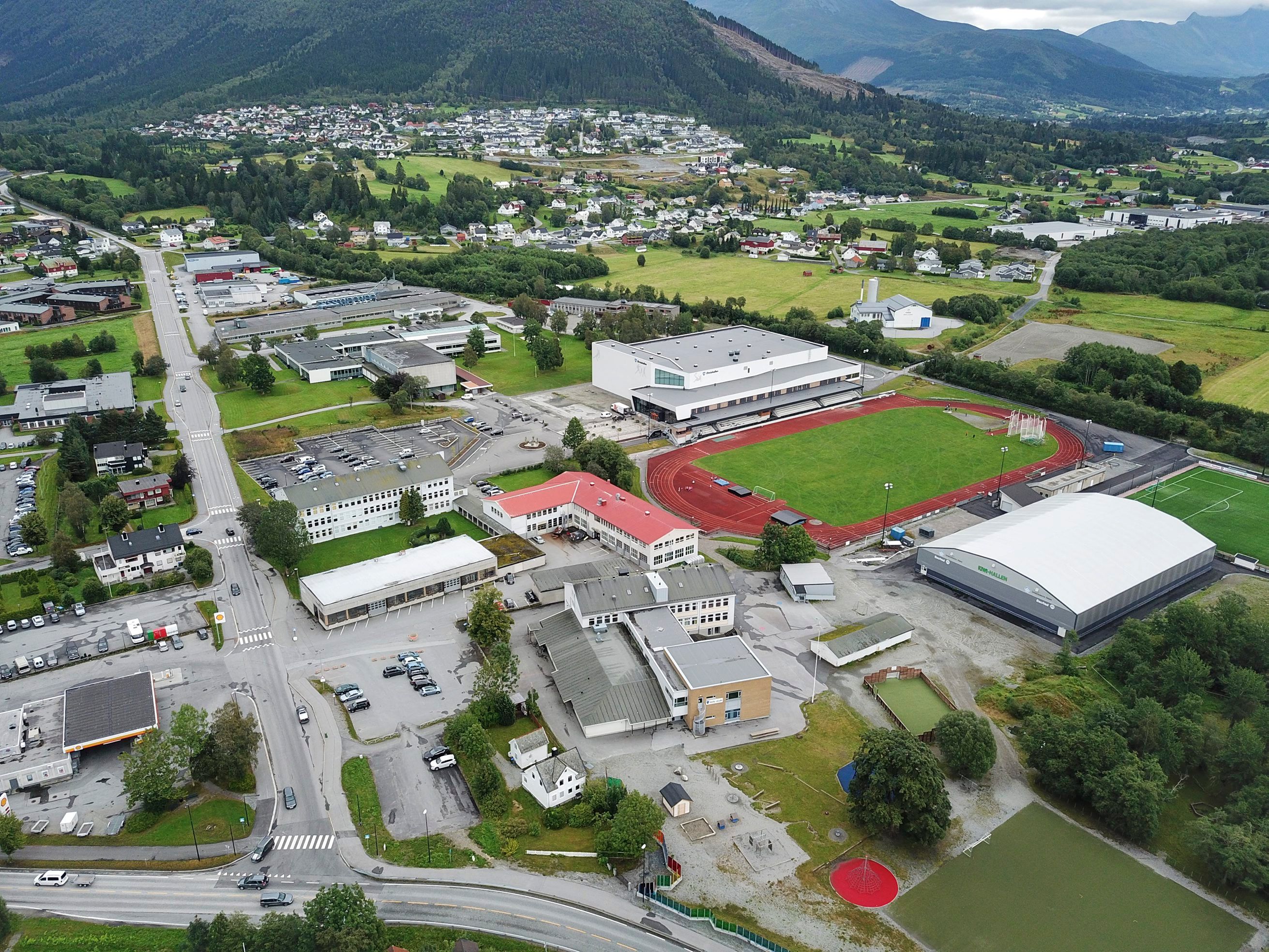 Fotballgruppa svarer Lied - morenytt.no