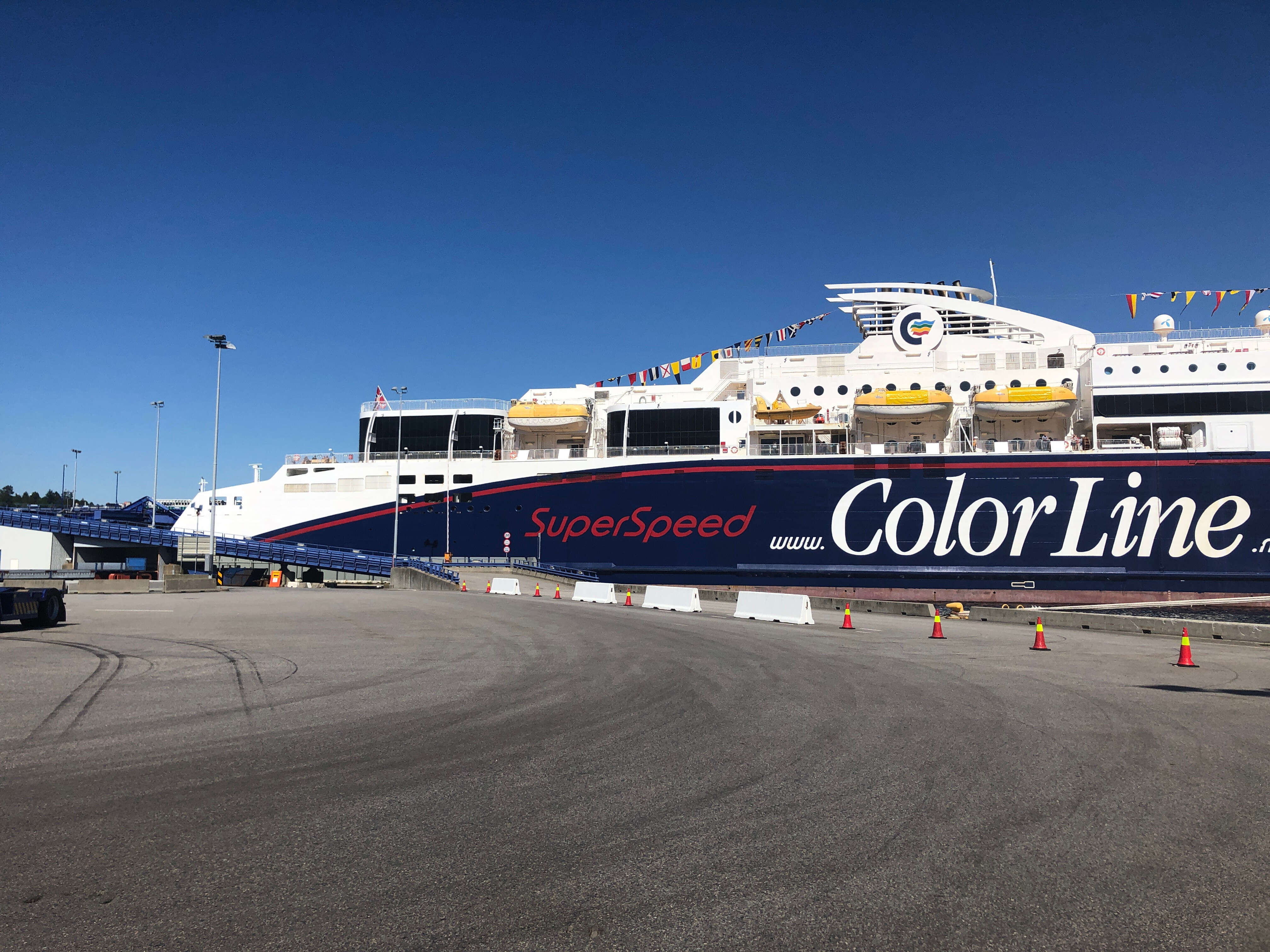 Ansatte blåste rødt – Nye oppsigelser hos Color Line - lp.no