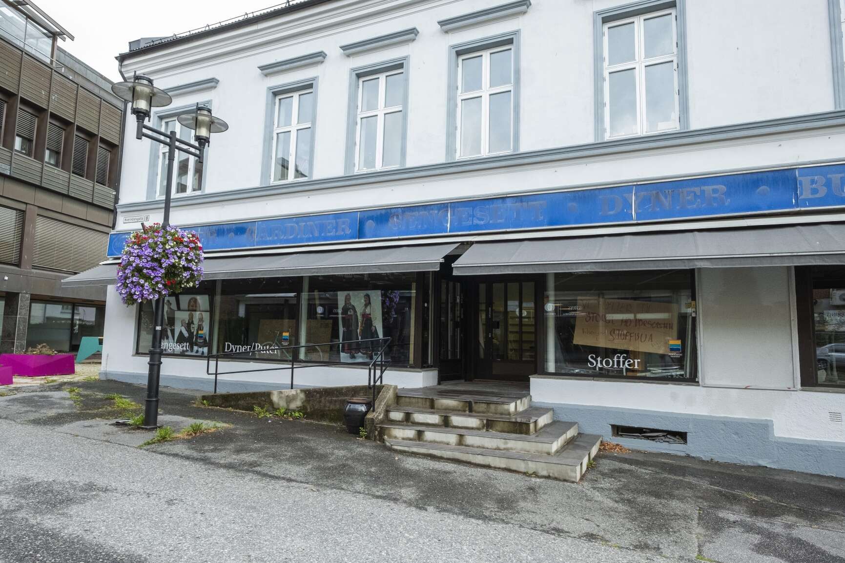 Utvider med butikk og kaffebar - varden.no