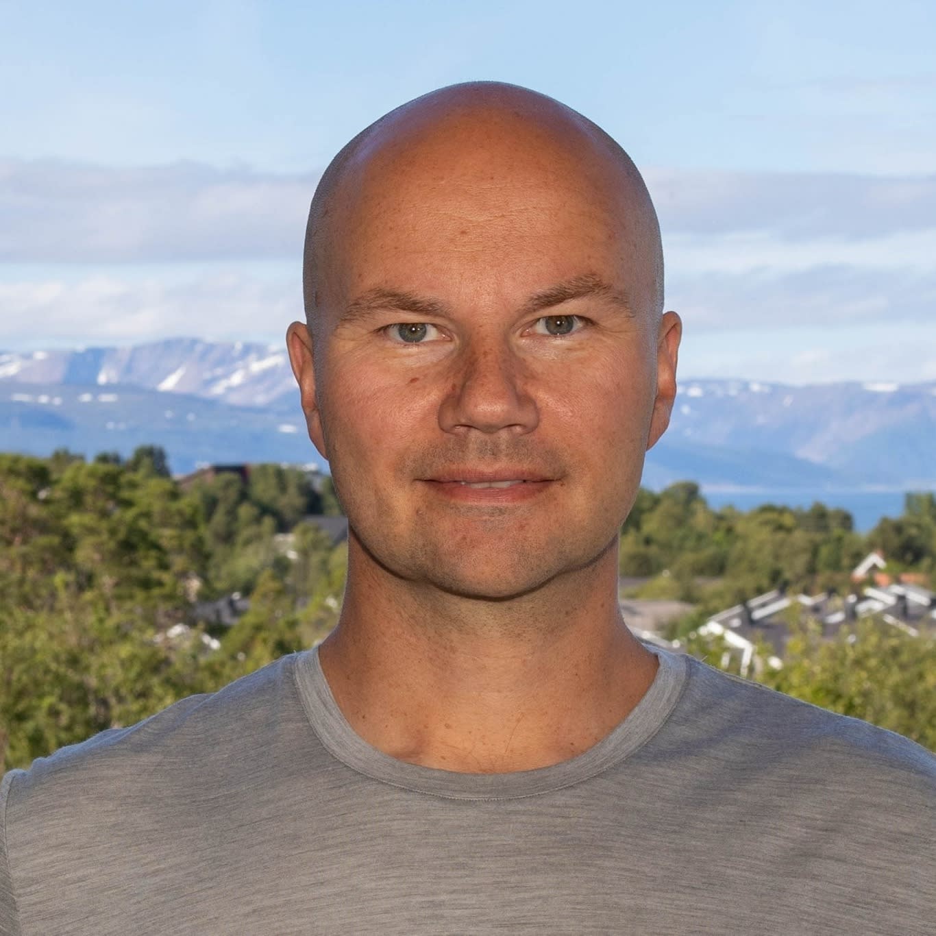 Hans Idar nominert til Norges Hyggeligste Håndverker : – Egentlig er ...