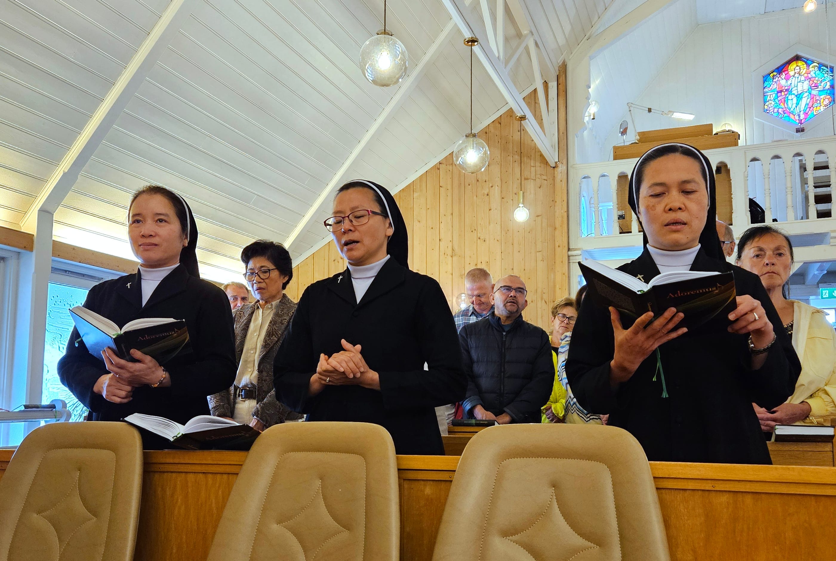 Tre nonner satt i tjeneste i Harstad - ht.no