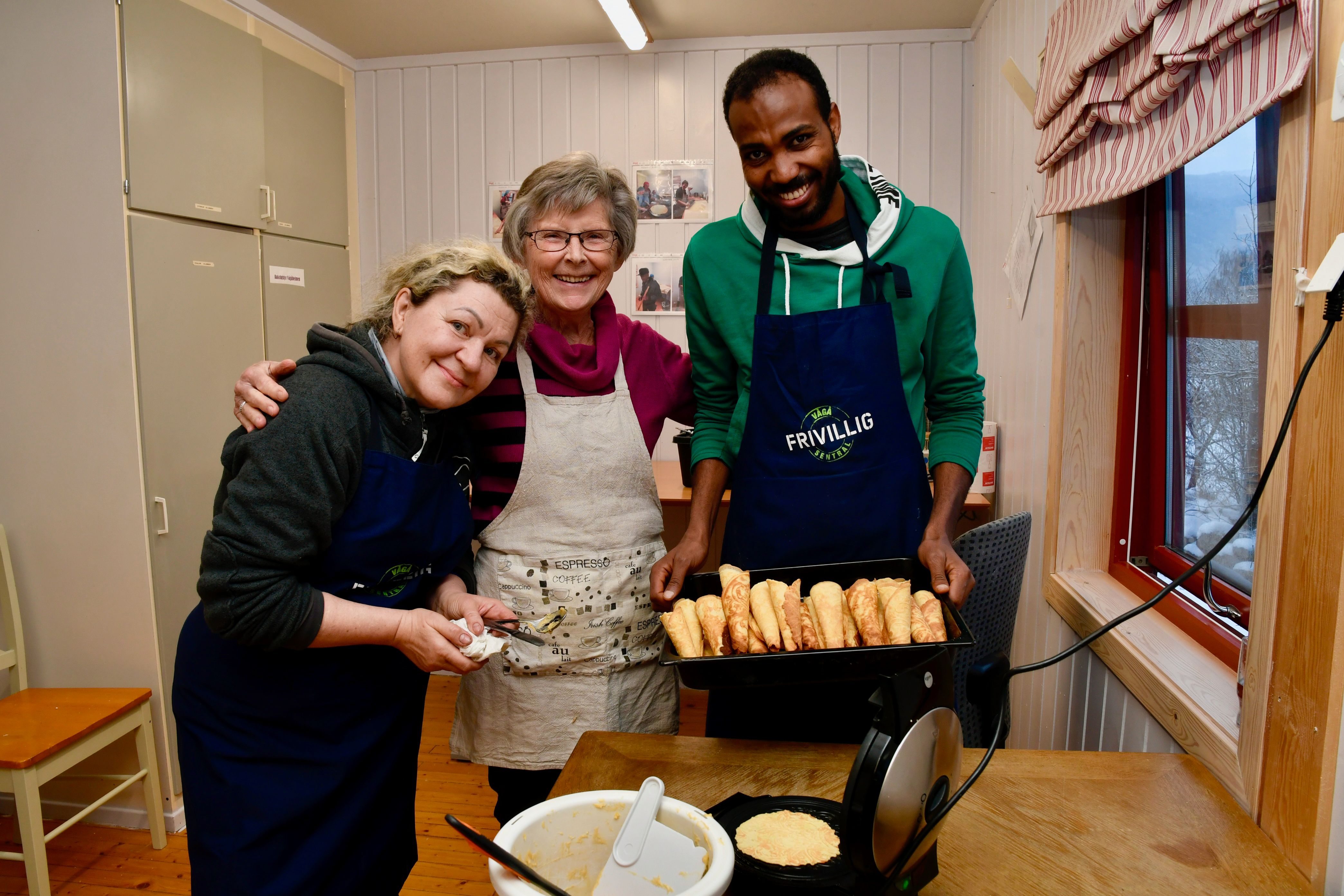 Bygdekvinnelagets bakedag: – Ein lang og triveleg tradisjon - fjuken.no