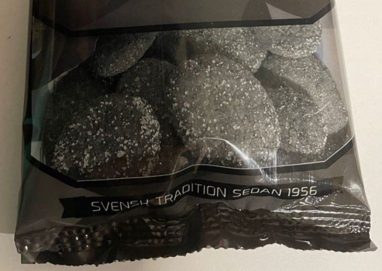 Godteriet Salt Skum fra S-märke trekkes tilbake etter funn av trefliser ...