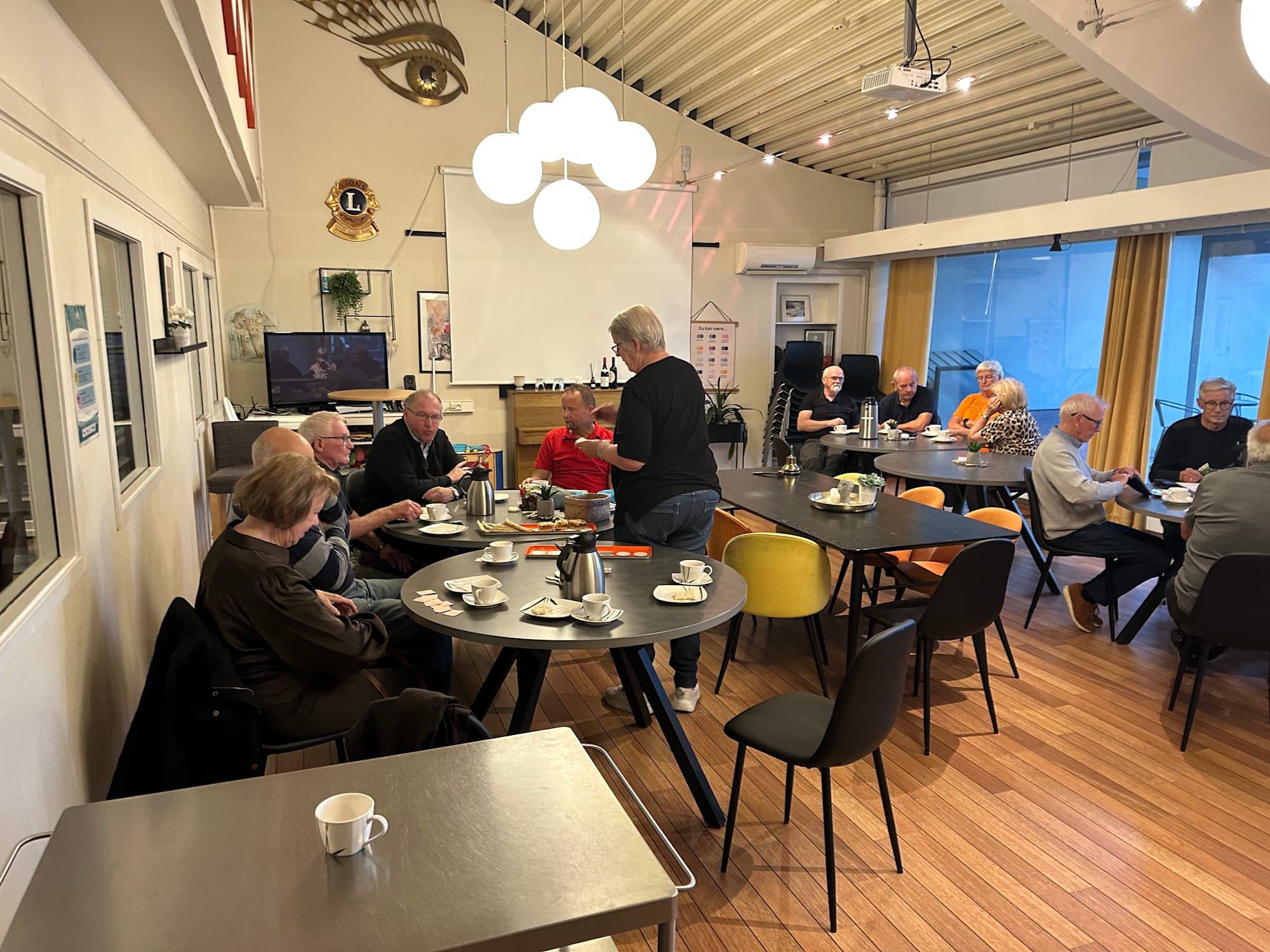 Pusser opp hovedkvarteret: – Vi hjelper til der det trengs