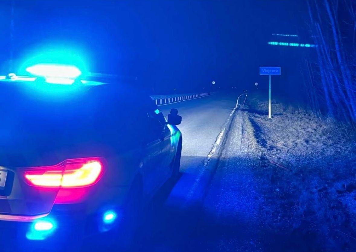 fikk-tre-prikker-og-ei-bot-p-12-700-kroner-avisa-st-no