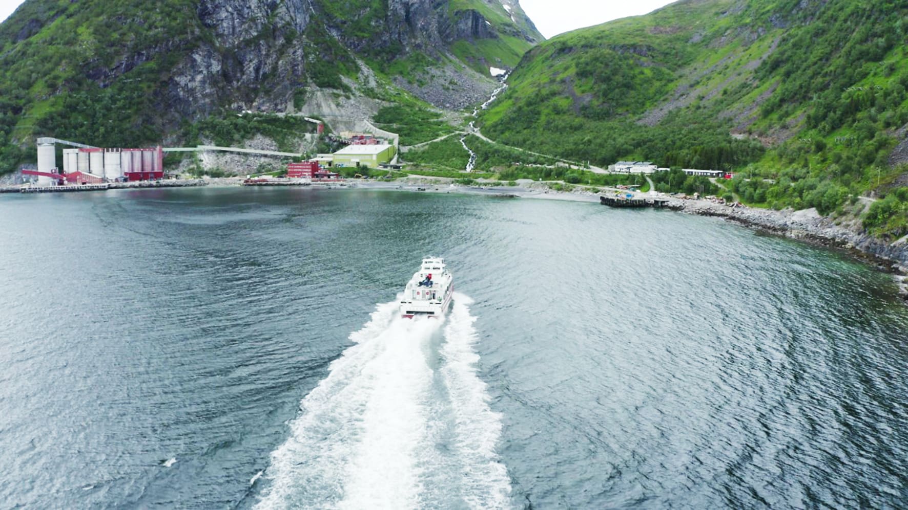 Ansetter flere til Stjernøya, men vil ikke svare på bekymringene om ...