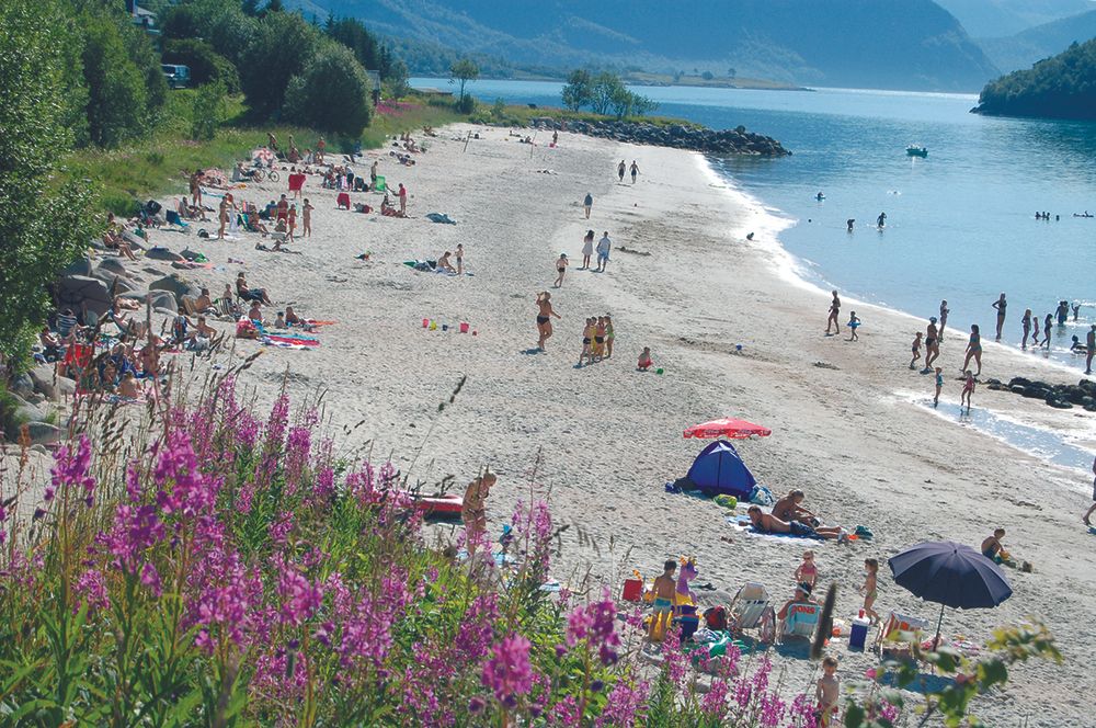 Over 600 000 kroner til Stia - kulingen.no Over 600 000 kroner til Stia - kulingen.no