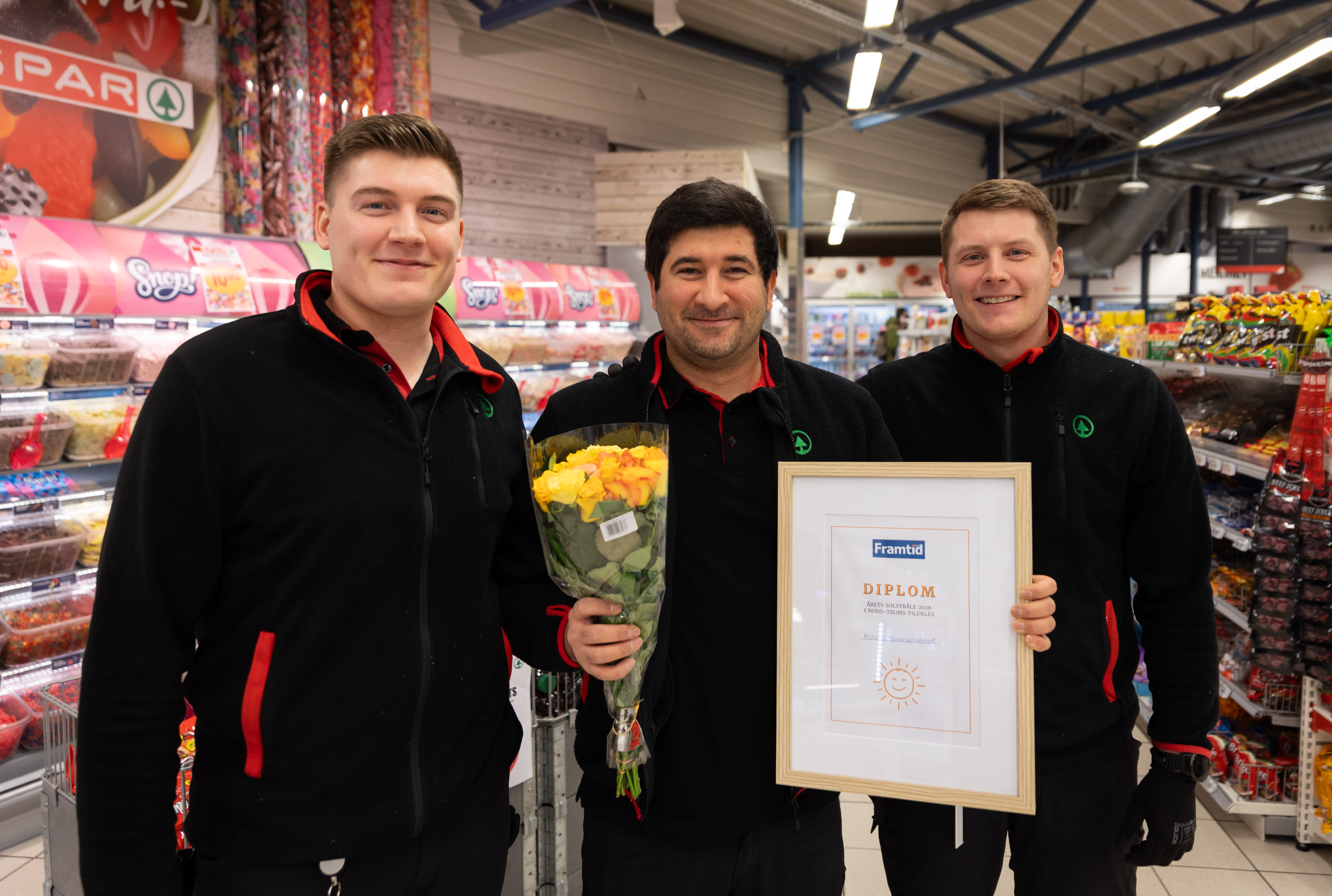 Mohsen (35) er årets solstråle: – Jeg elsker å være hjelpsom ...