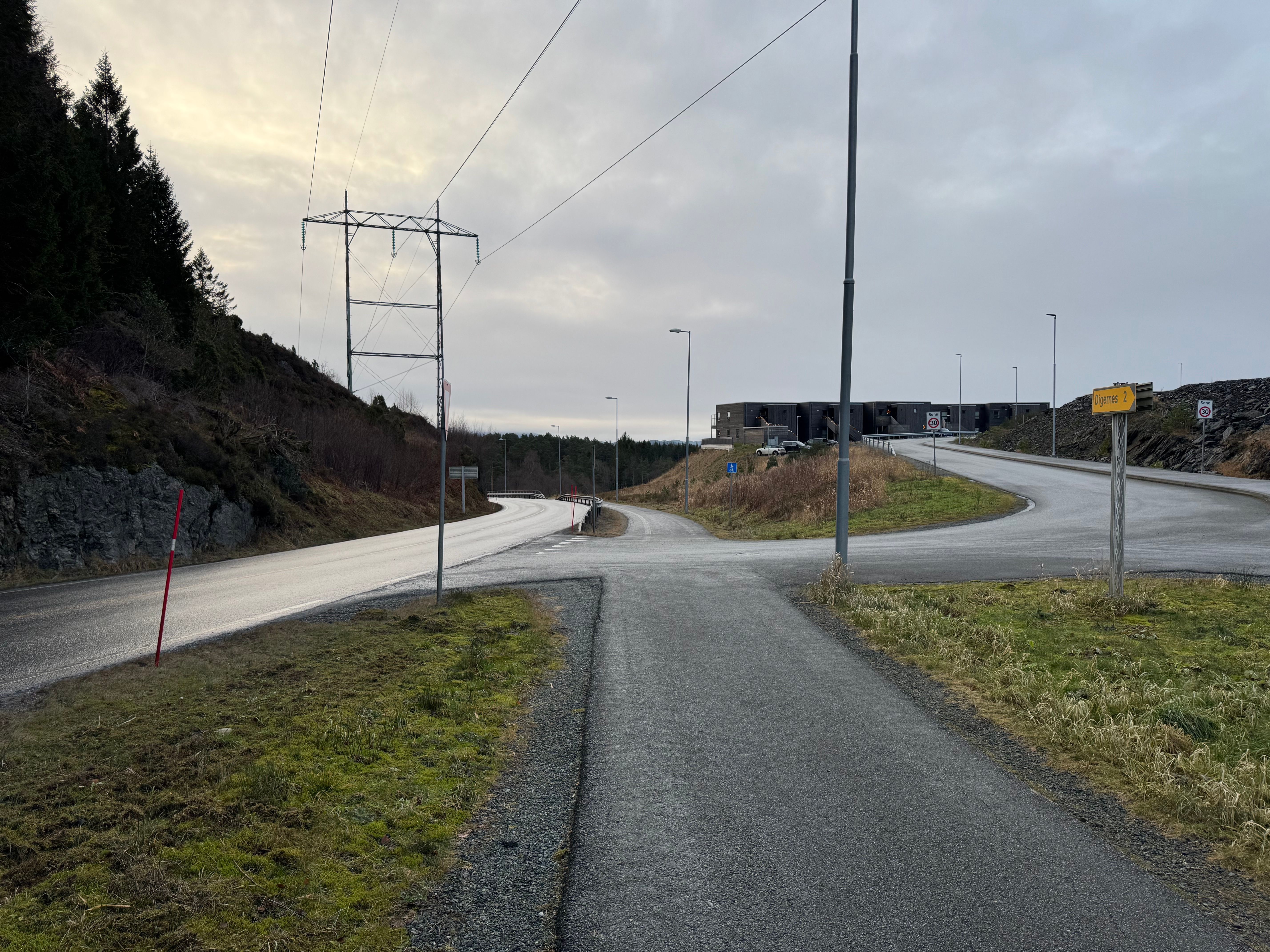 Vil stenga dagens tilkomst til populært bygge­felt - sunnhordland.no