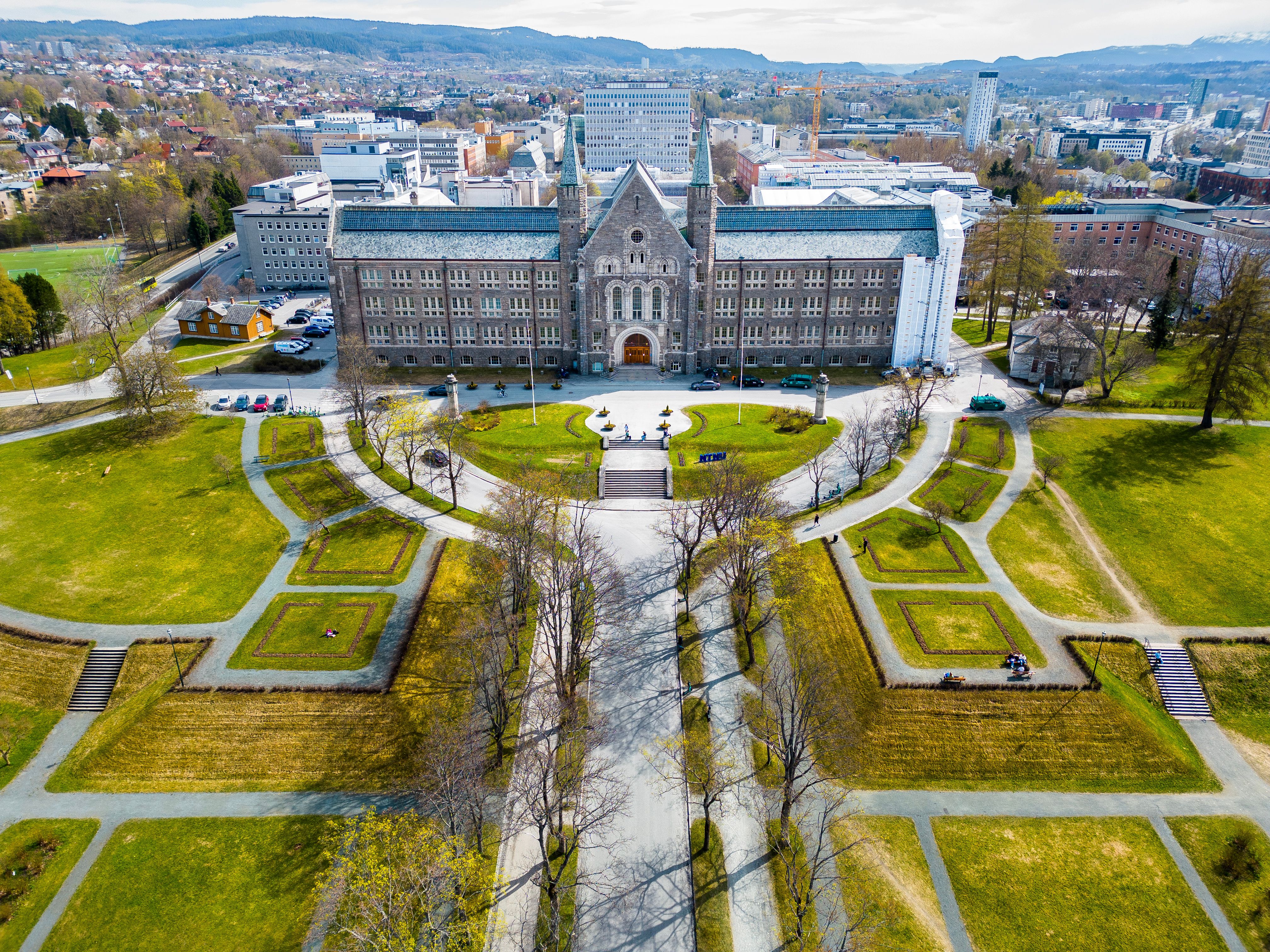 NTNU-professor felt for plagiat - mn24.no