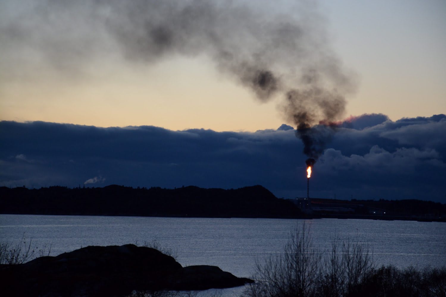 Shell med hyppig fakling på Nyhamna