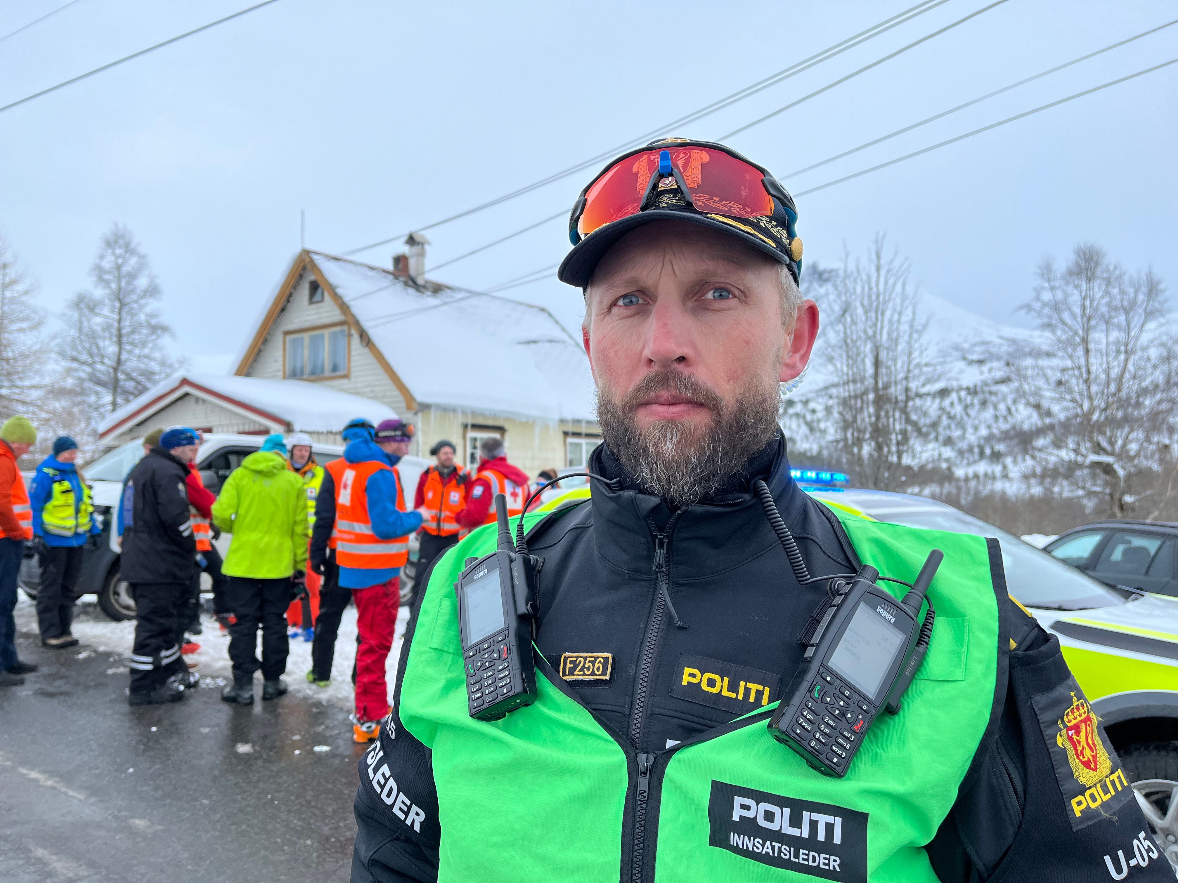 Store styrker søkte i skredområde - smp.no