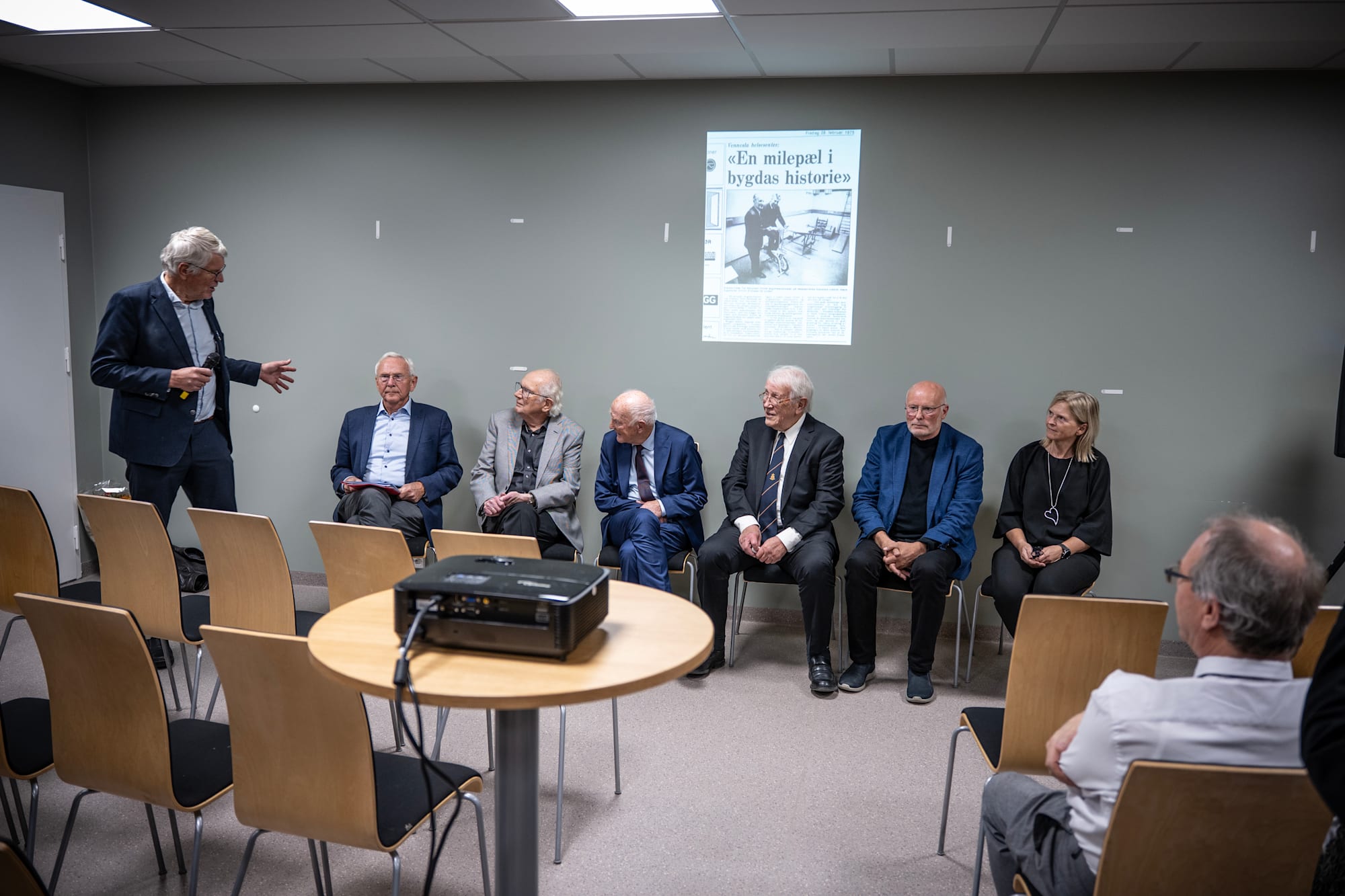 Her har venndøler fått hjelp i 50 år: – Var først i Norge ...