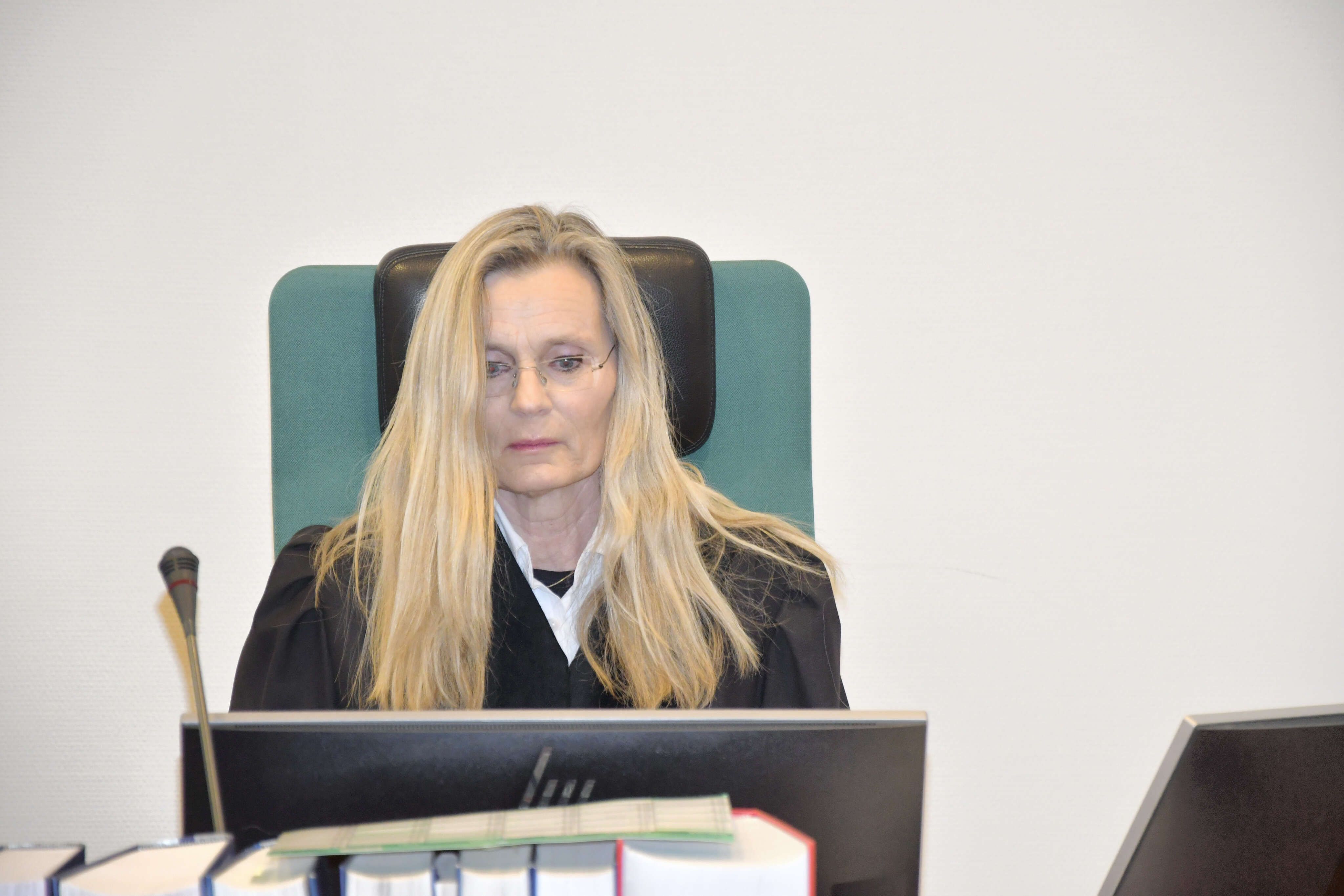 Kom kjørende sammen i høy fart – begge ble tatt - gat.no