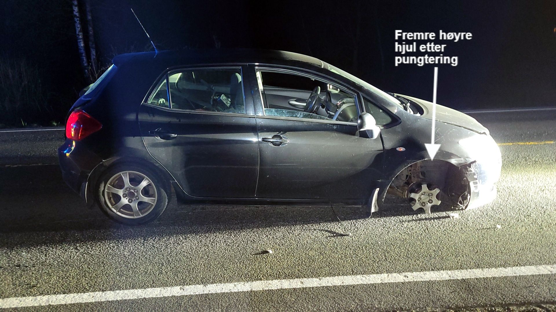 Stoppet med spikermatte i Kvås etter biljakt over tre mil