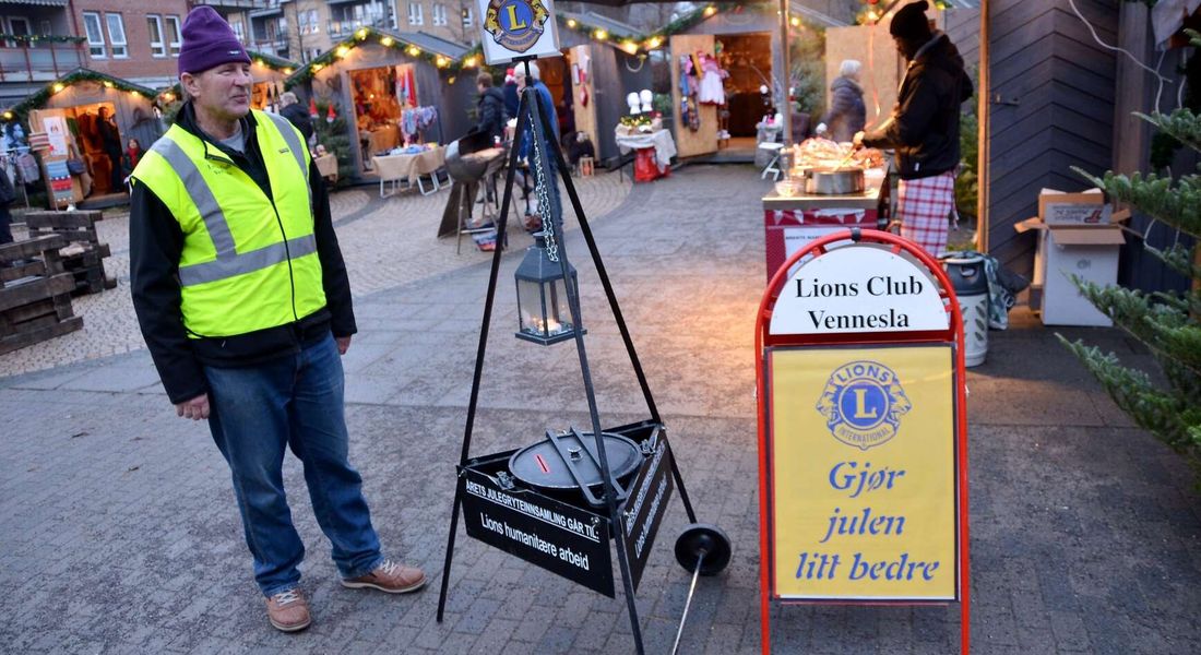 Mindre og mindre penger i julegryta - venneslatidende.no Mindre og mindre penger i julegryta - venneslatidende.no