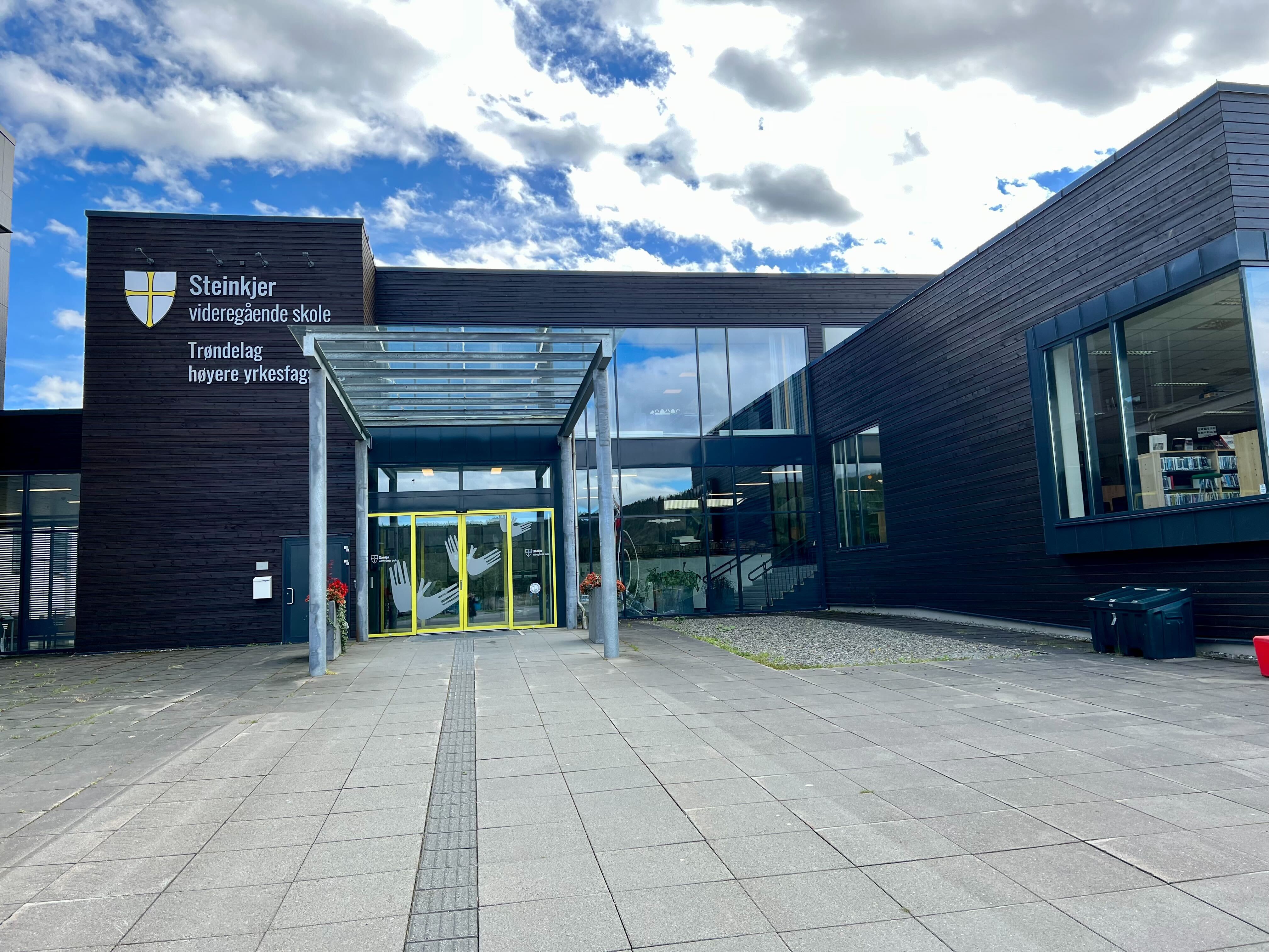 Seks nye lærere ved Steinkjer VGS tas ut i streik. - steinkjer24.no