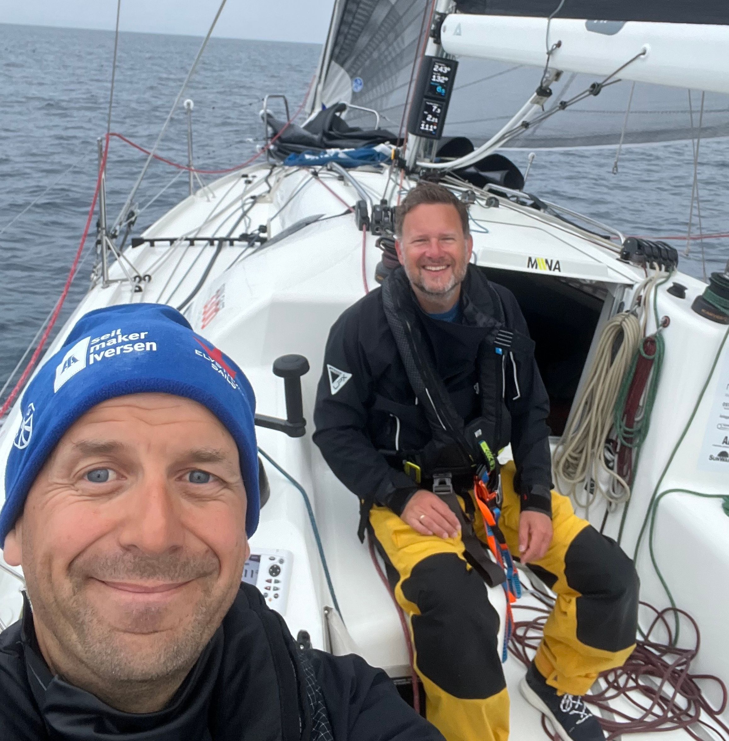 Fra VM i Oslo seilte Rune og Sigurd videre til regatta i Frankrike ...