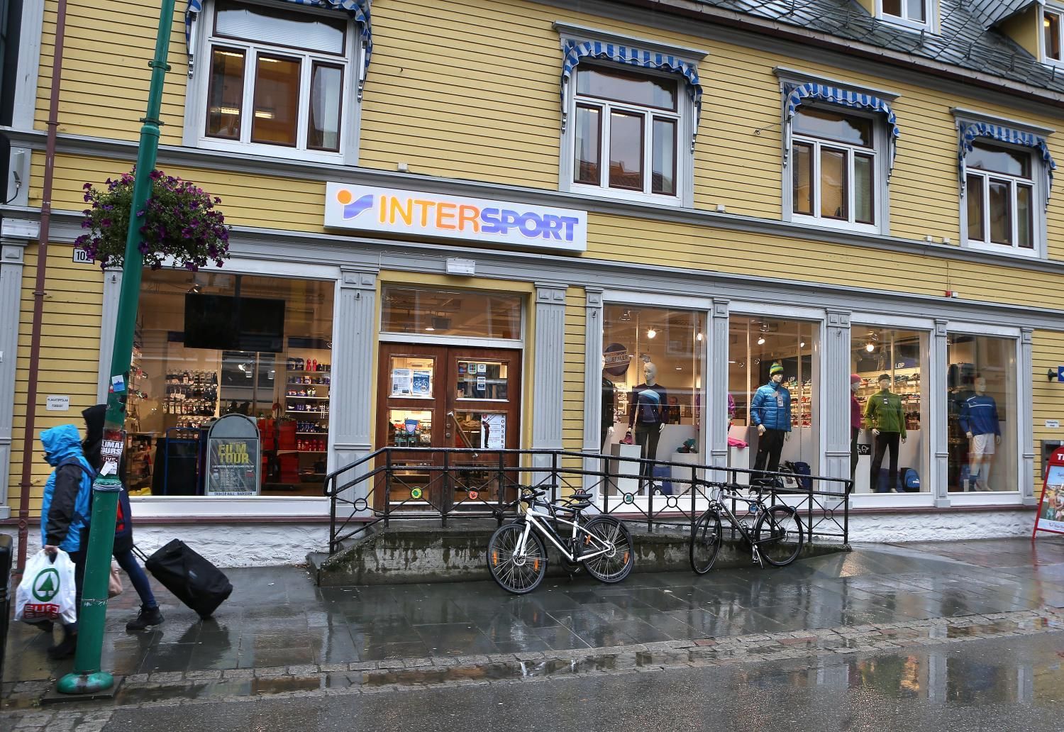 Kroken på døra for Intersport - itromso.no