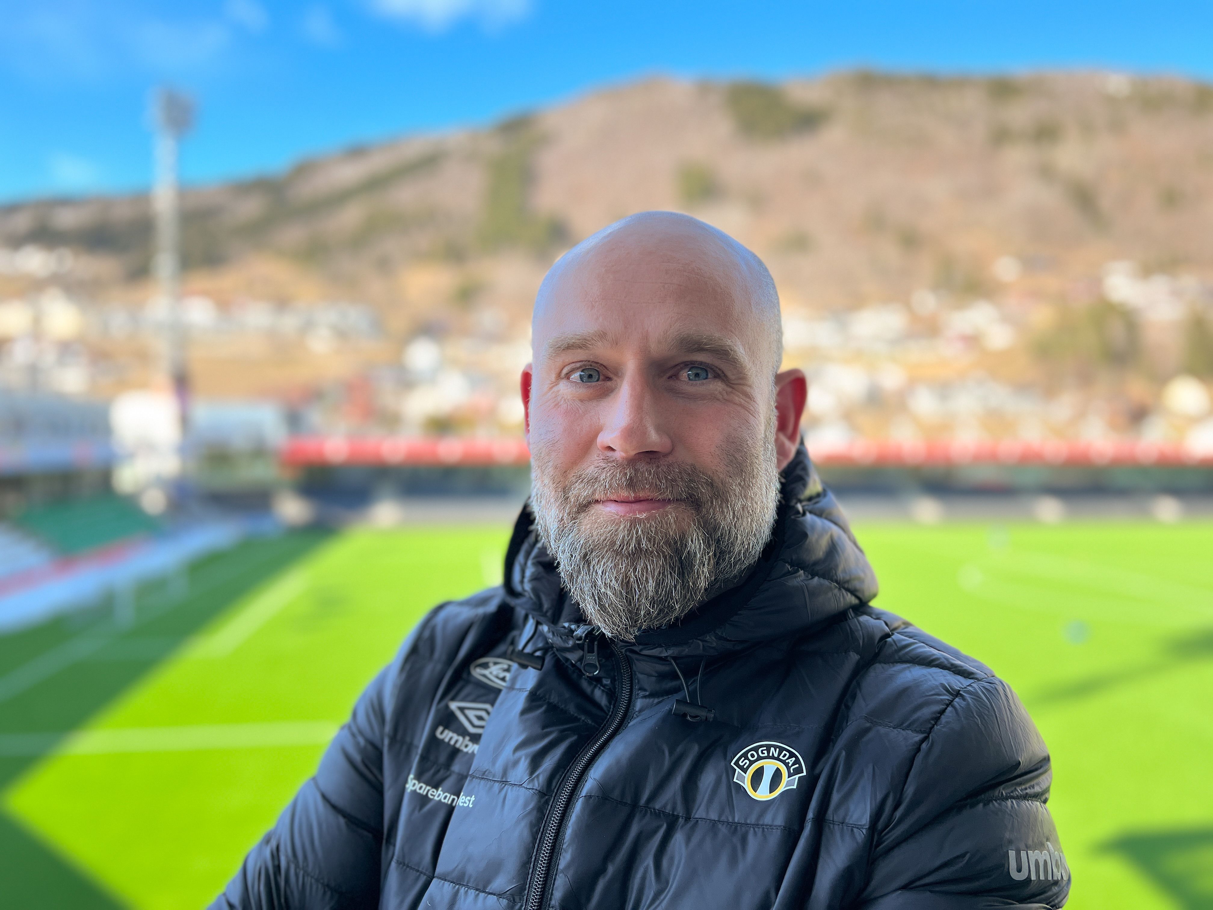 Lars-Olav går av som leiar - porten.no